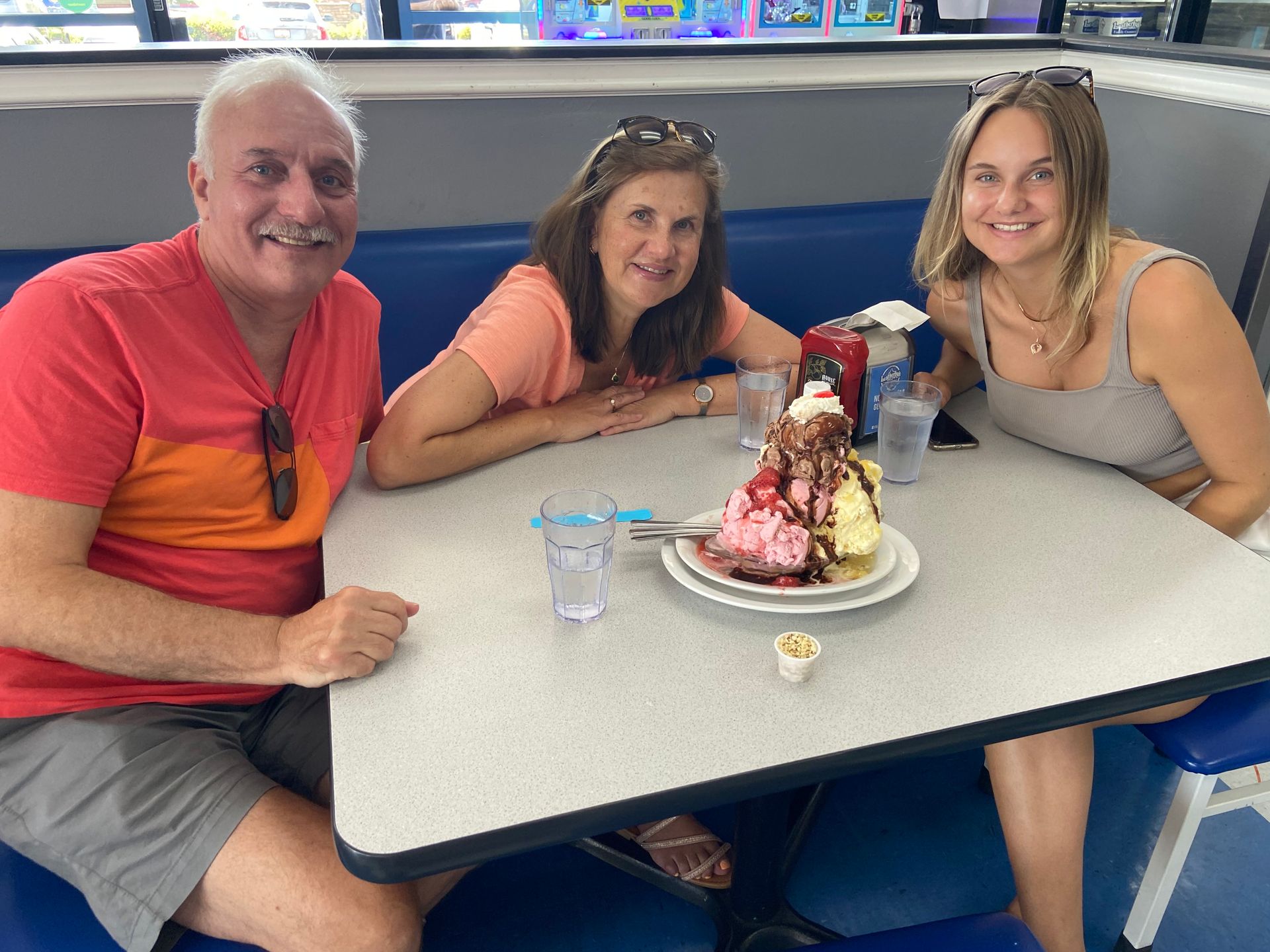 Leatherby’s Ice Cream Social