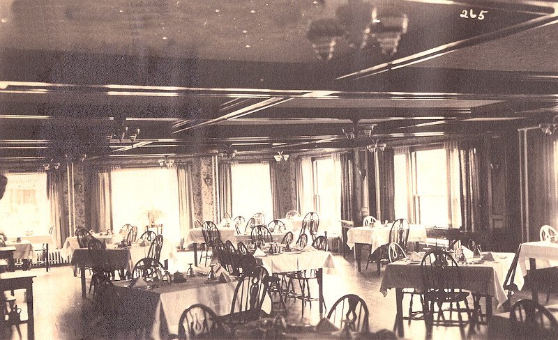 Historic Hotel & Tavern | The Kennebunk Inn | Kennebunk