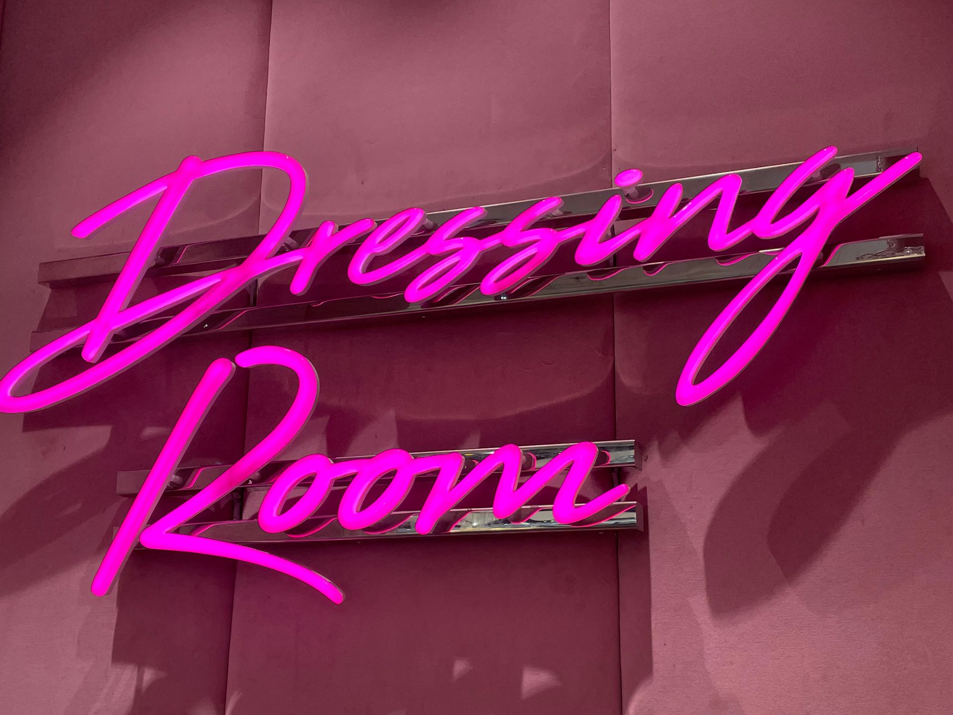 LED Signage | Glasgow, Edinburgh, Scotland | Calder & Tate Signs