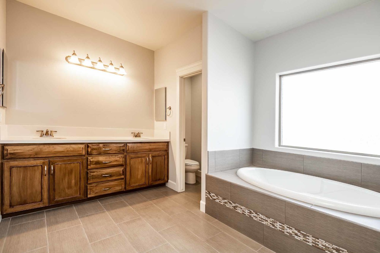 Legacy 3650 Gallery | Angle Homes