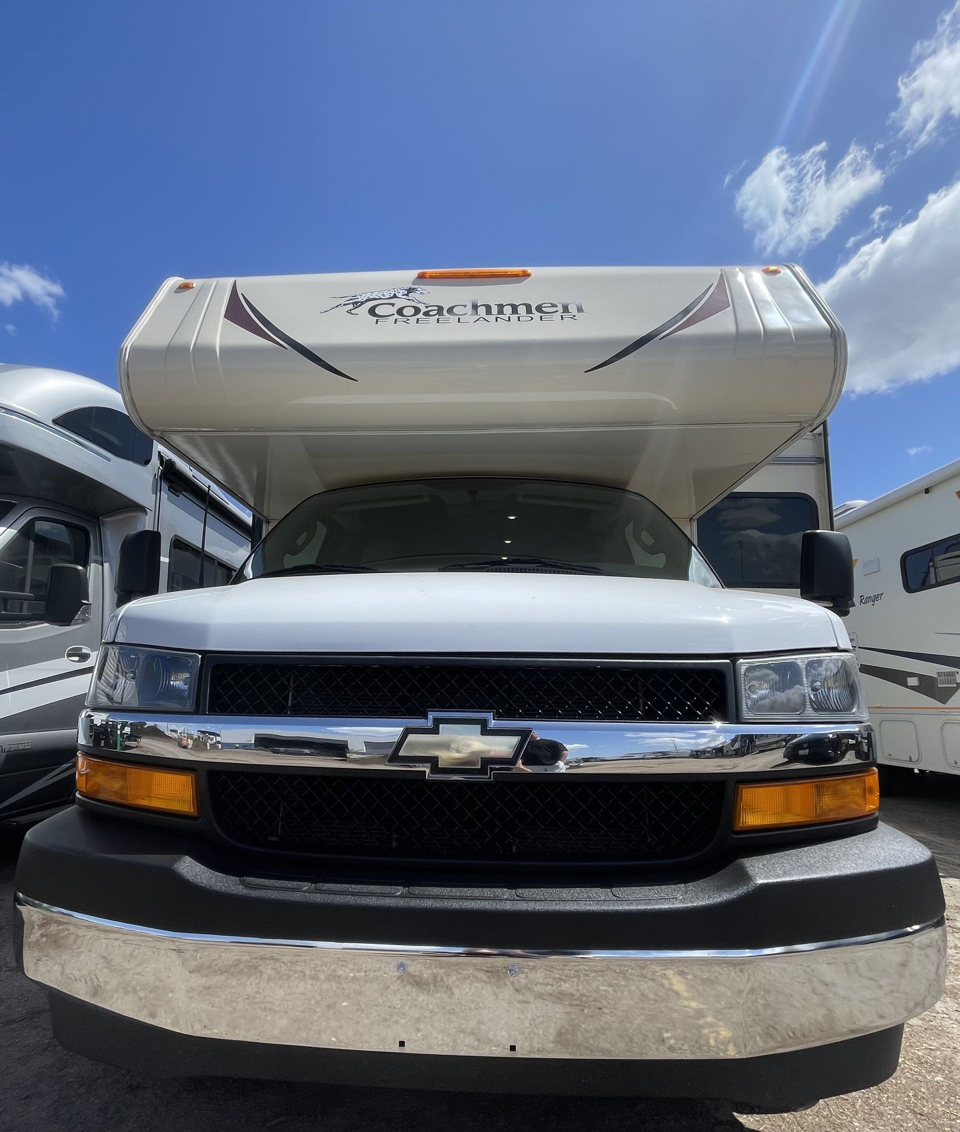 2019 COACHMEN FREELANDER 24FS