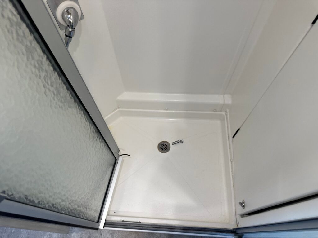 SOLD 2015 WINNEBAGO ERA 170C - $69,950