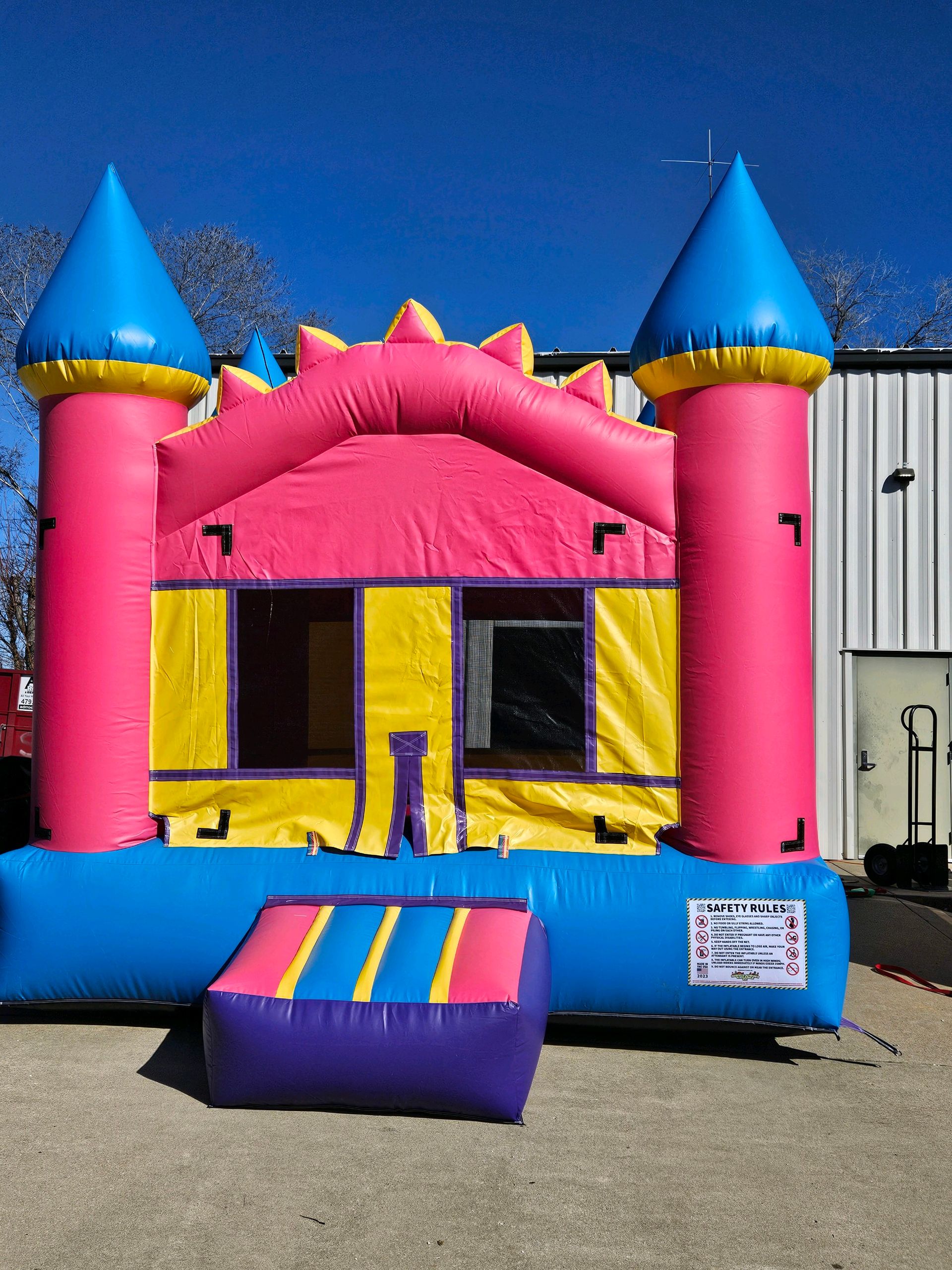 Inflatables | NWA | Bouncing World Rentals