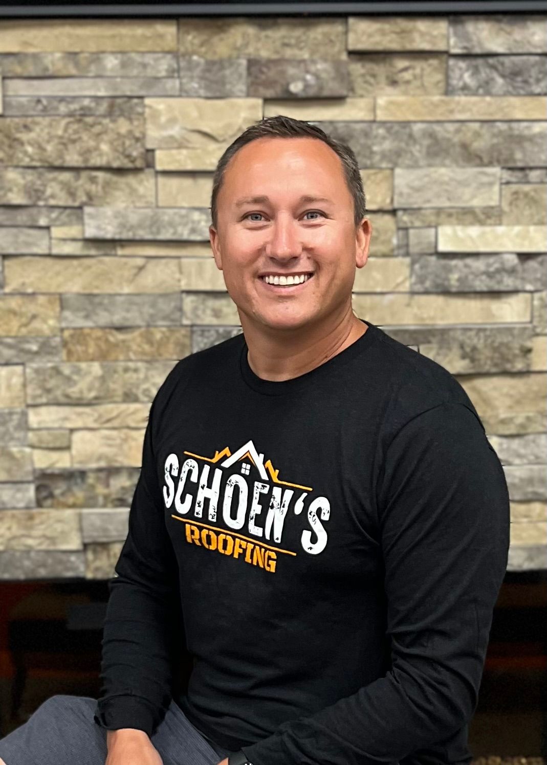 Schoen roofing Team