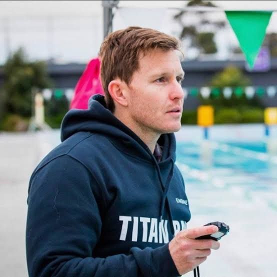 About Us | Element Swimming