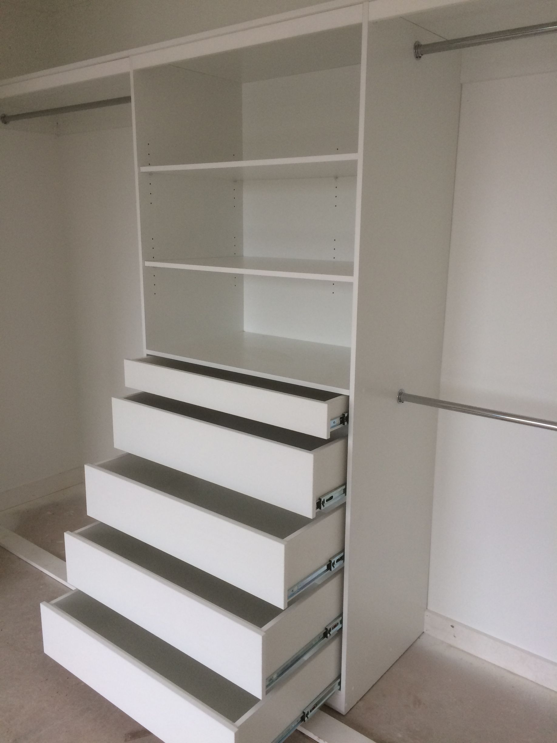 Geelong Wardrobes | #1 Built In Wardrobes in Geelong