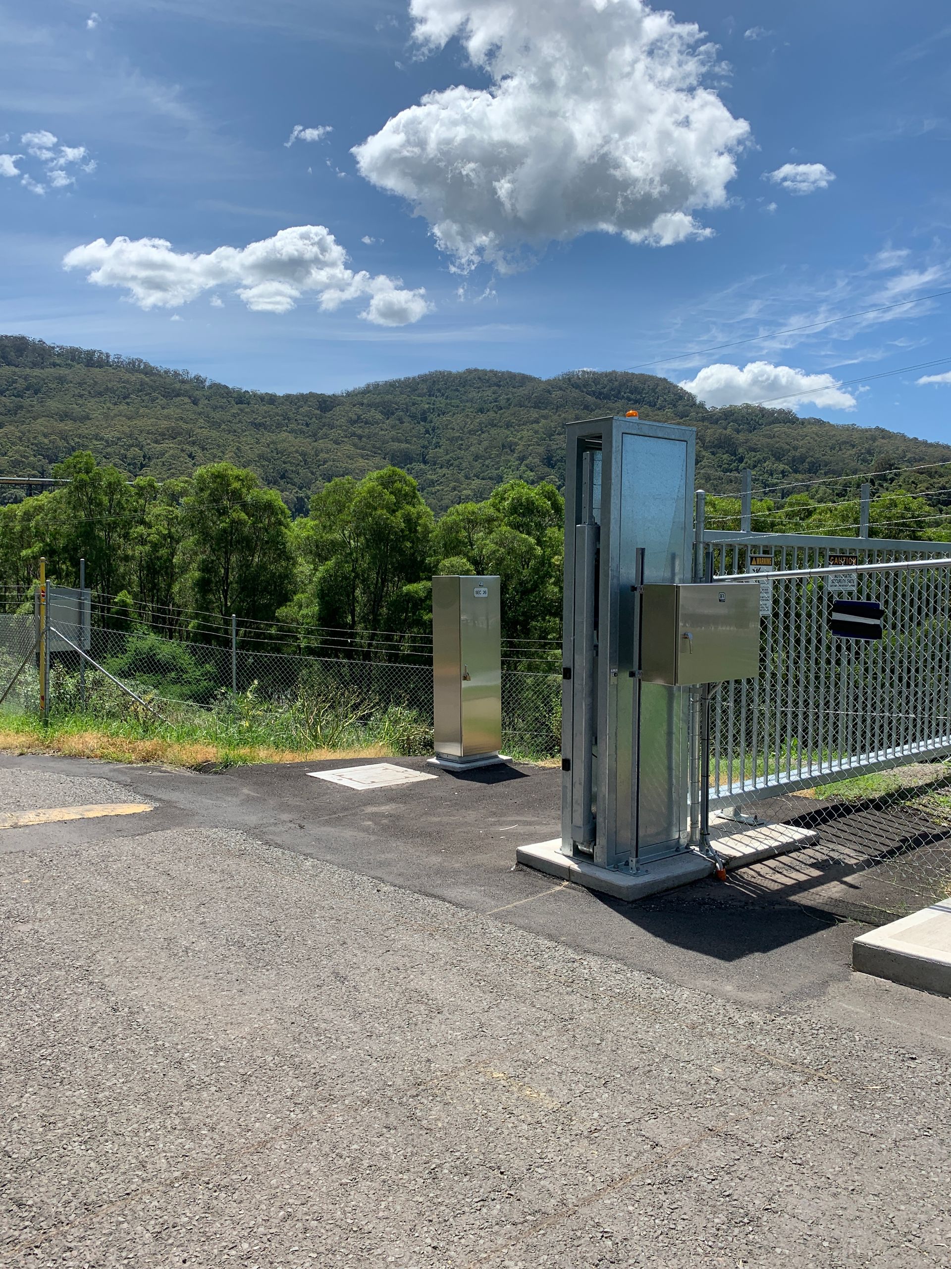 Industrial Gates | Wollongong, NSW | Arrow Gate