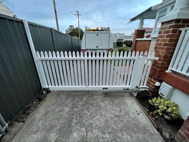Industrial Gates | Wollongong, NSW | Arrow Gate