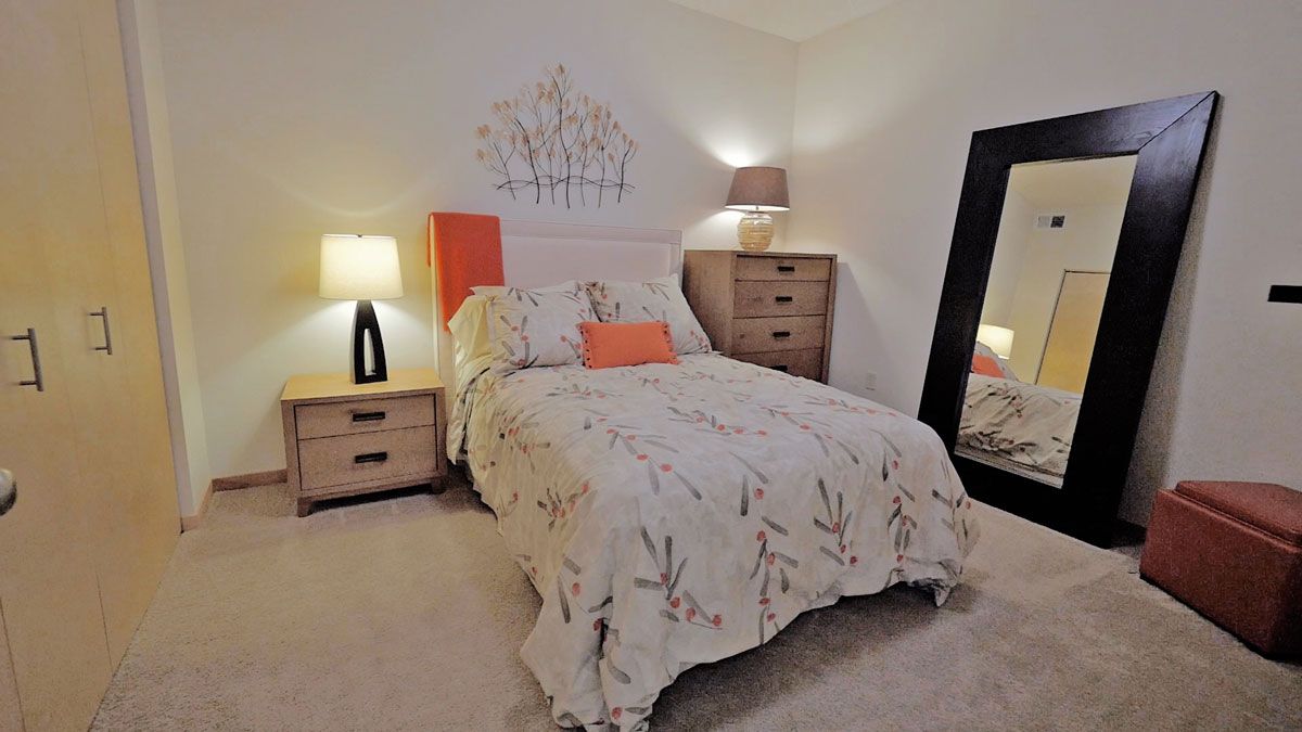 Gallery Flats Apartments in Hopkins – 50 8th Avenue S
