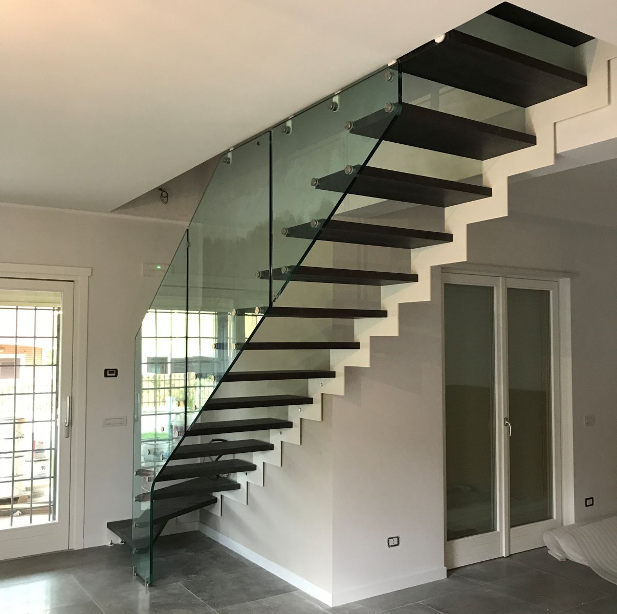 Scale con struttura in legno o in ferro a Roma | MATTIOLI SRL