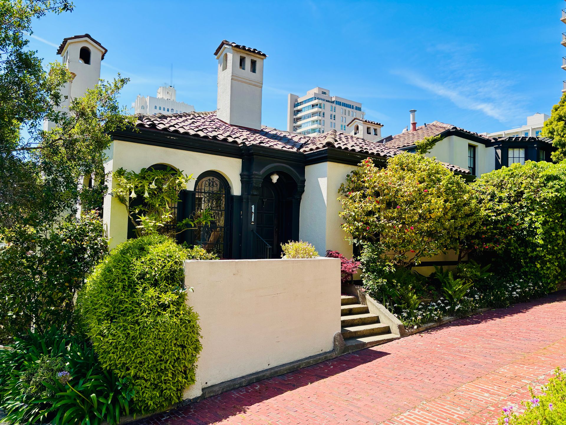 Explore Russian Hill