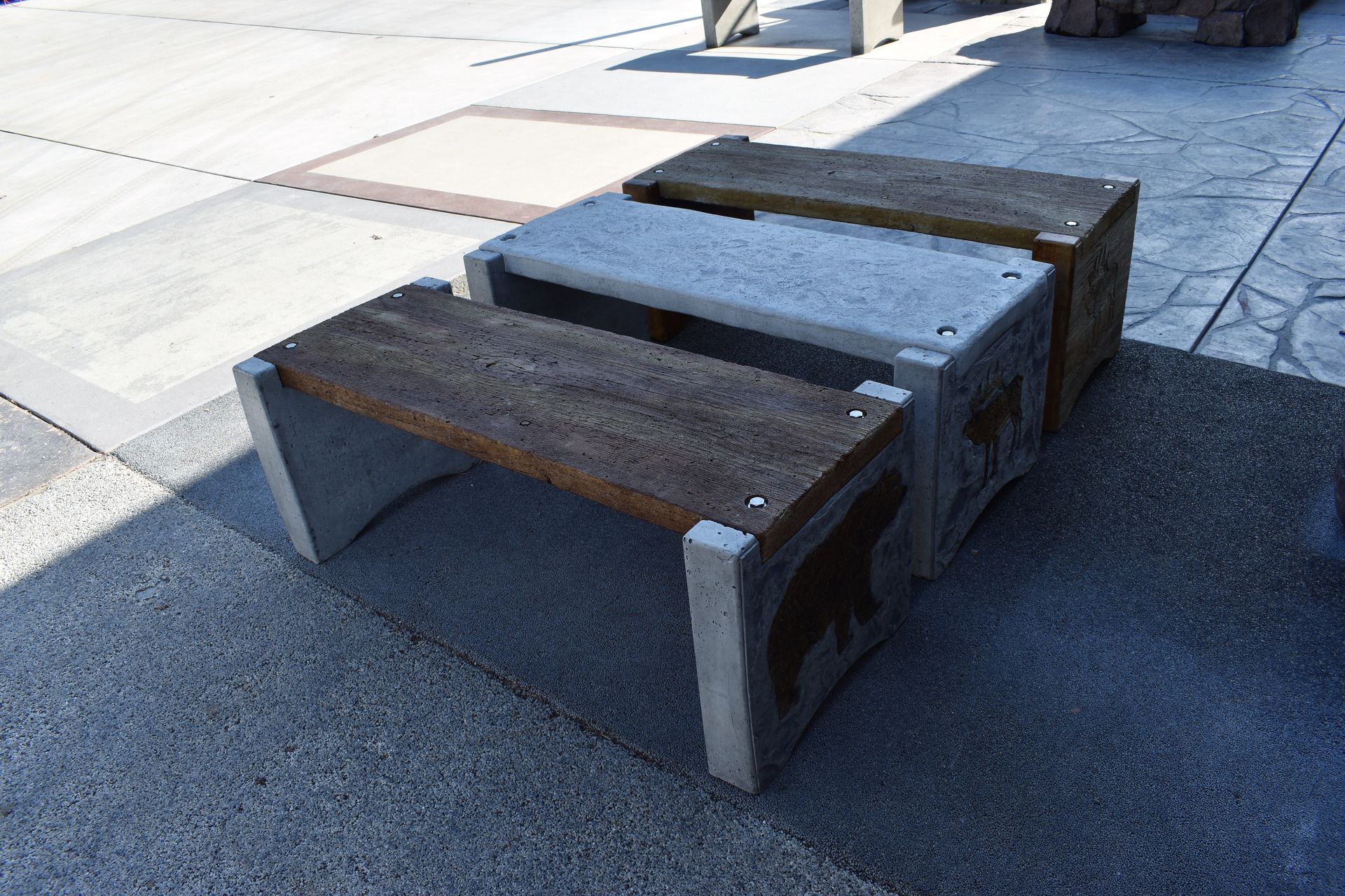 CUSTOM CONCRETE CREATIONS