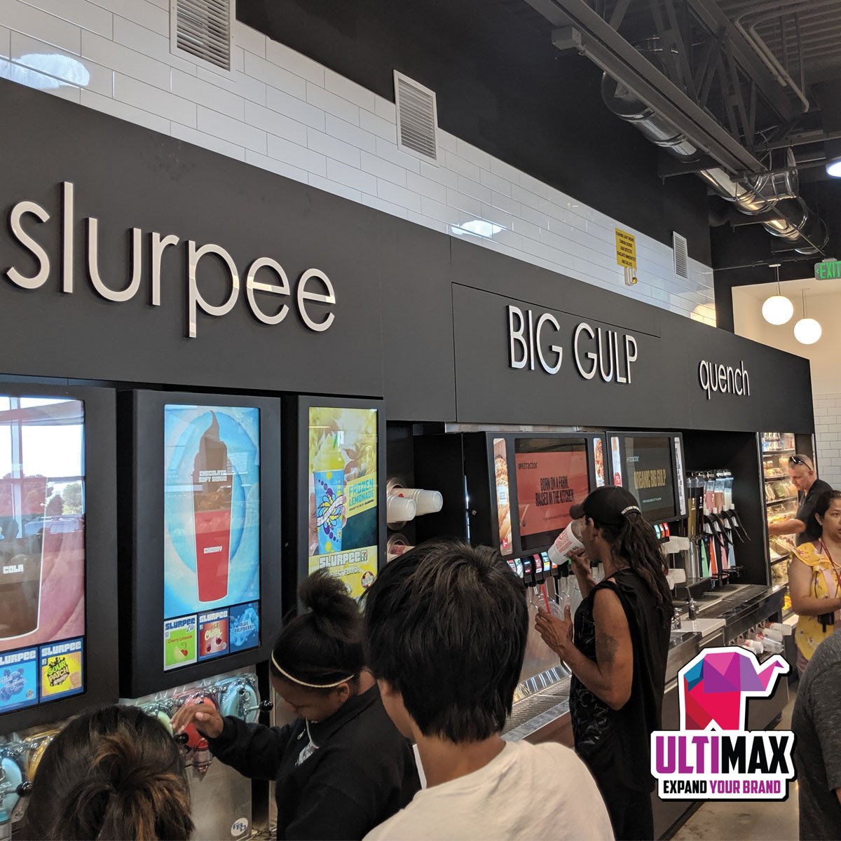 Custom Retail Signage Solutions | Ultimax Inc.