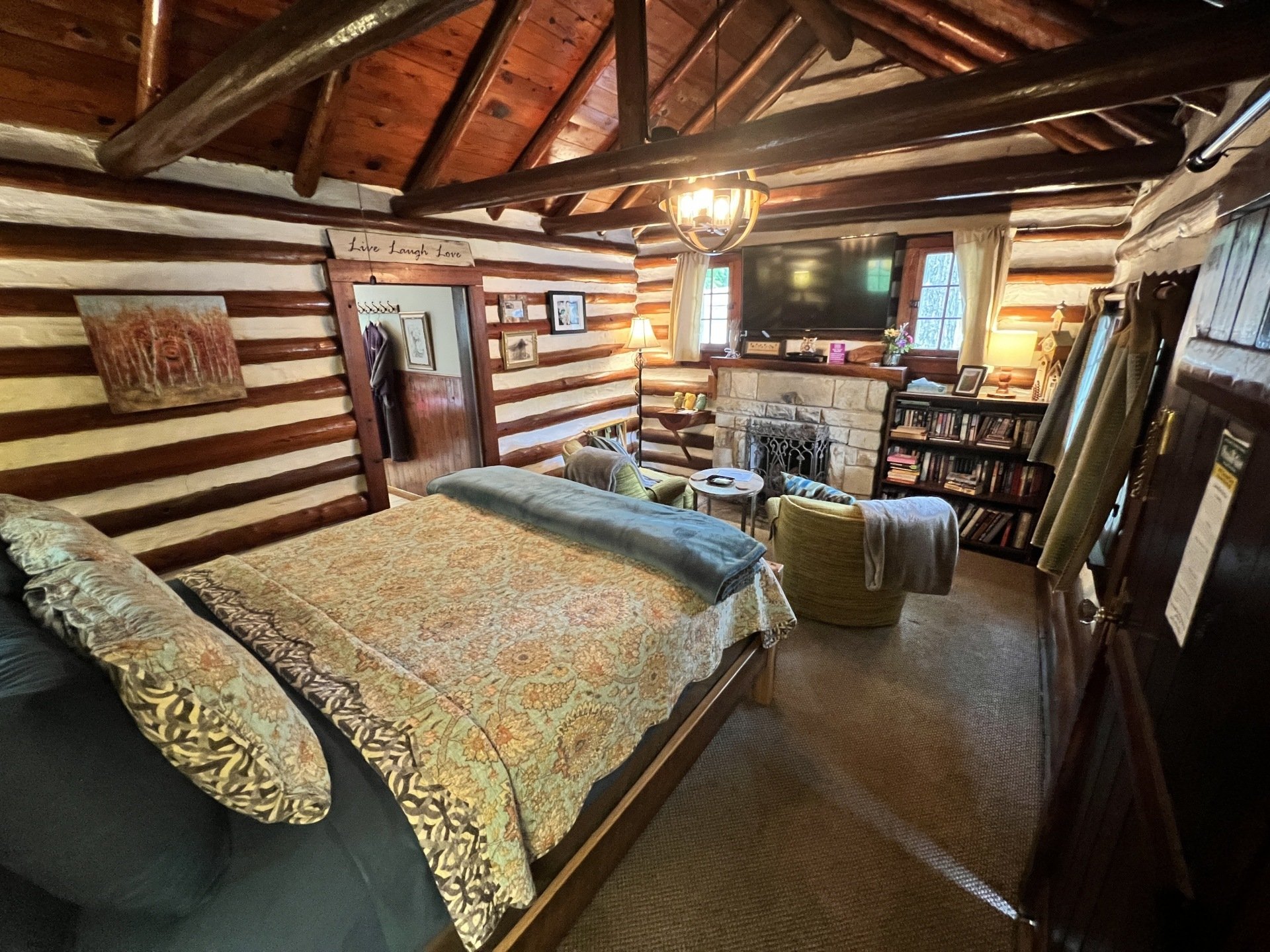 Sherwood Court Cottages & Guest Rooms