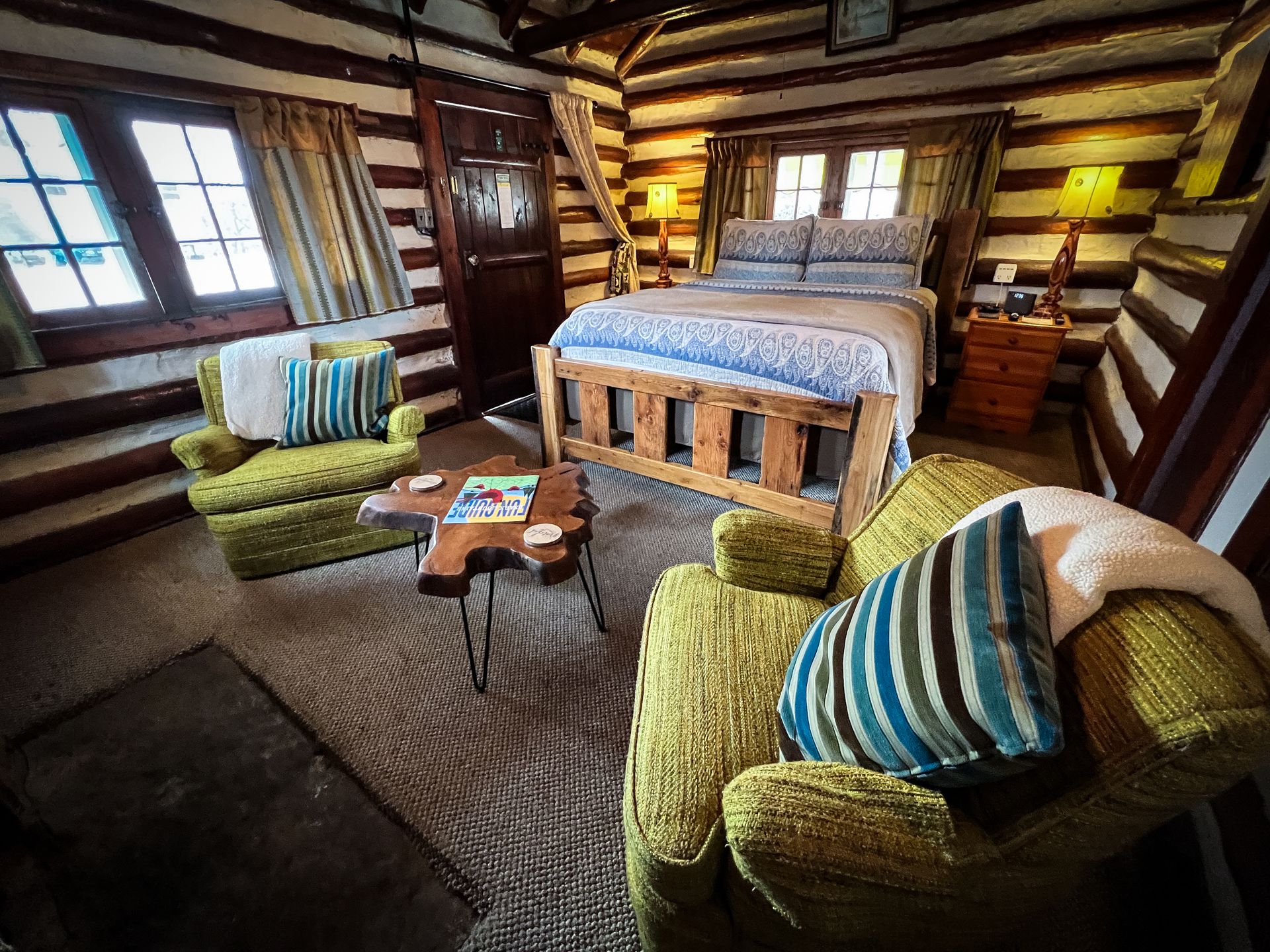 Sherwood Court Cottages & Guest Rooms