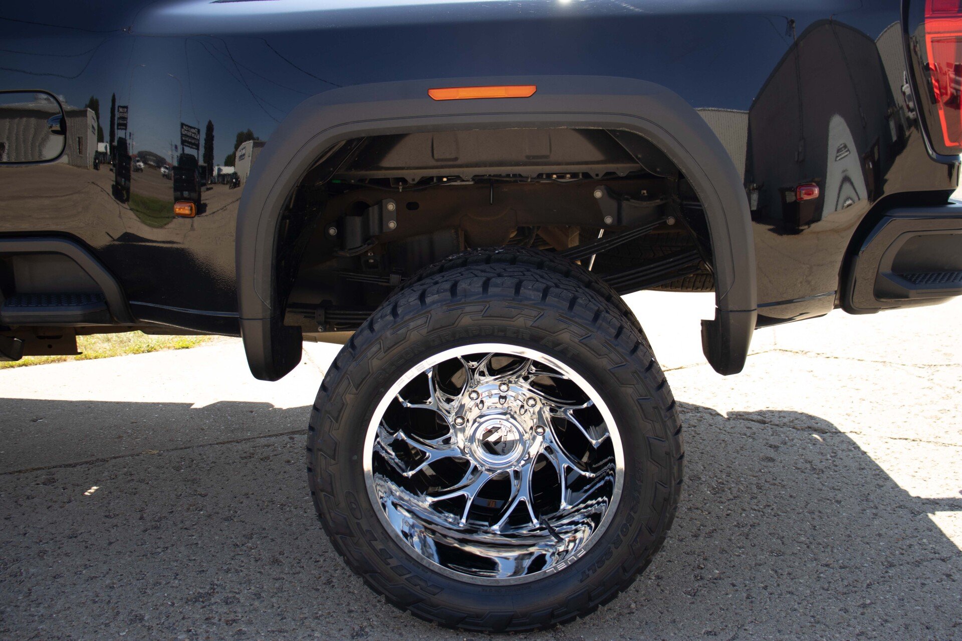 Dually | Dakota Kustomz Full Custom Garage