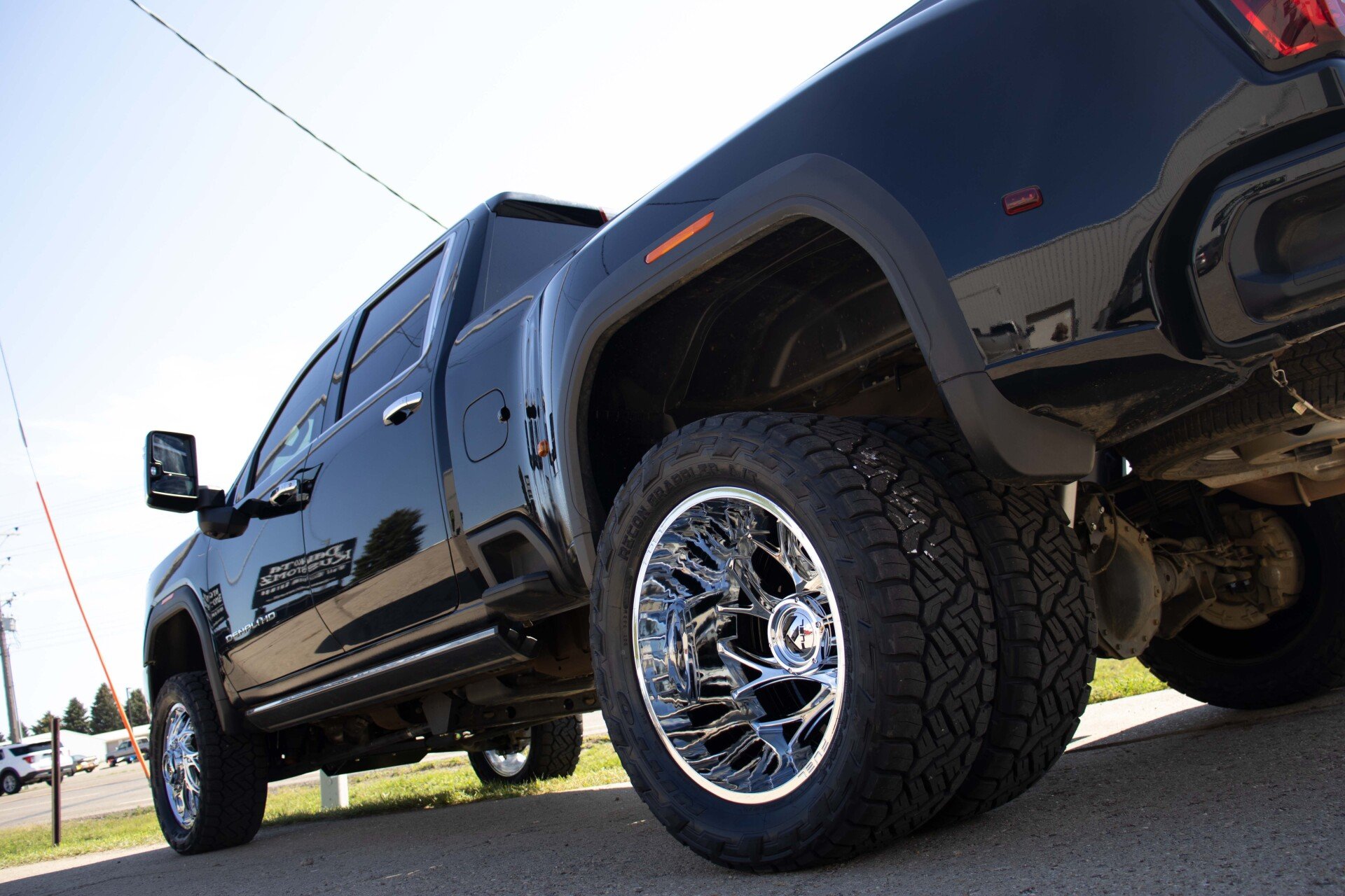 Dually | Dakota Kustomz Full Custom Garage