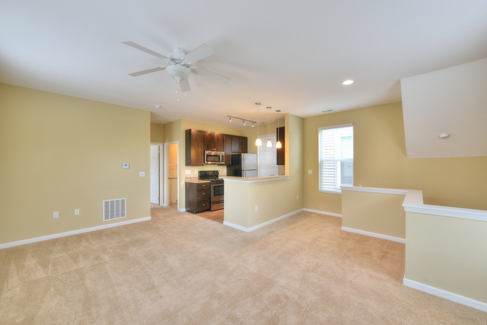 Grandview Village | Columbus, Ohio Apartments