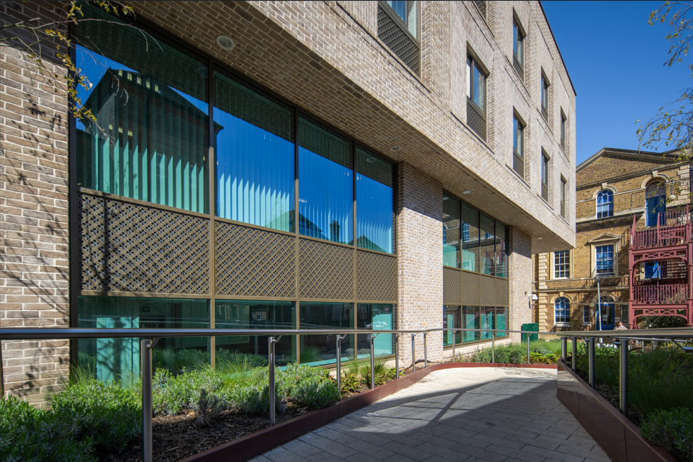 Camden and Islington Mental Health Hospital