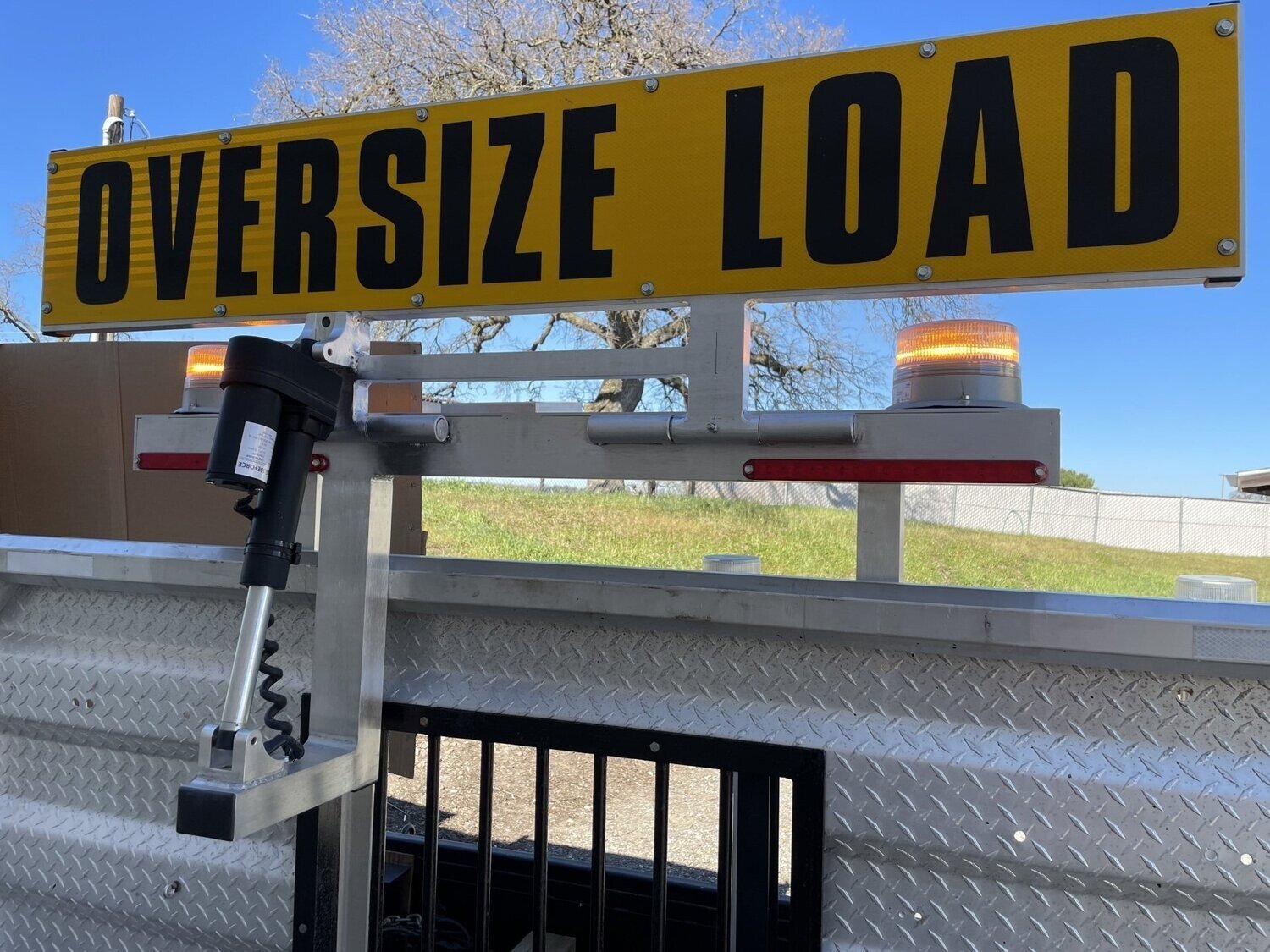 Remote Pilot Car Light & Signs Systems Store | E-Z Pilot