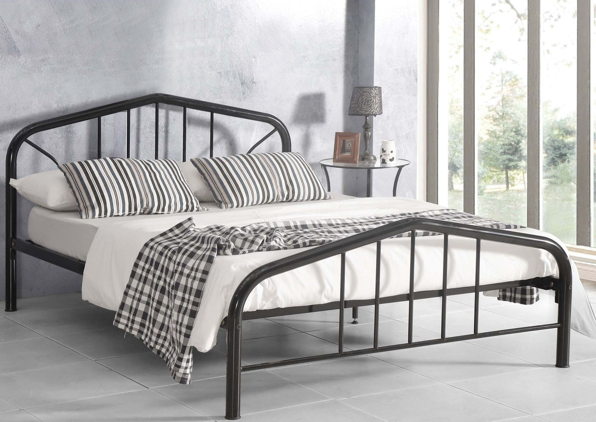Metal Bed Frames | Cast Iron Bed Frames | Dreamland