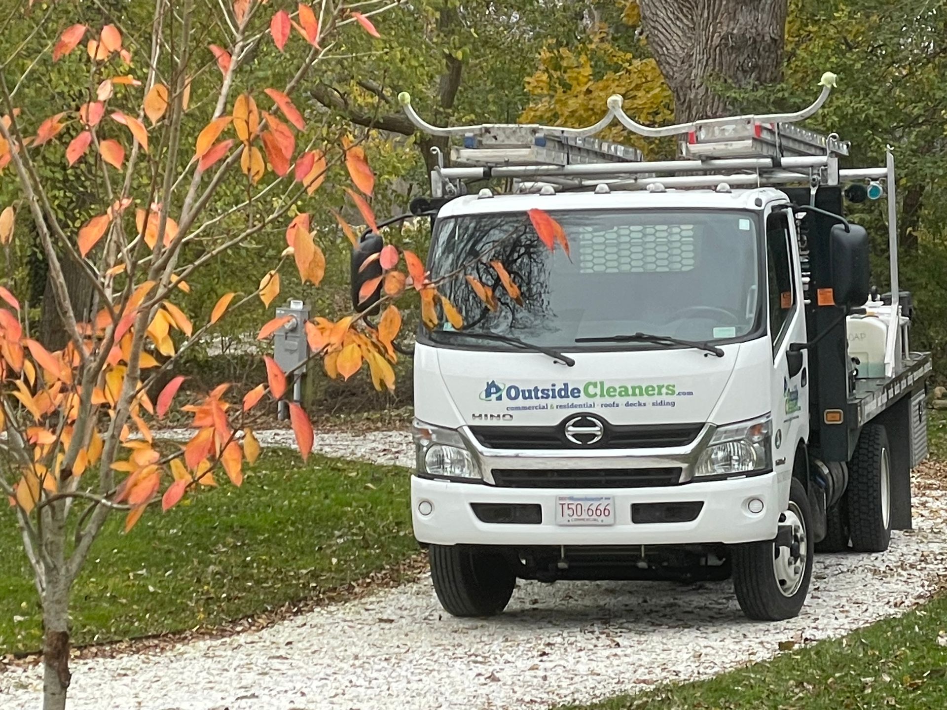 Outside Cleaners. Residential & Commercial Exterior Cleaning