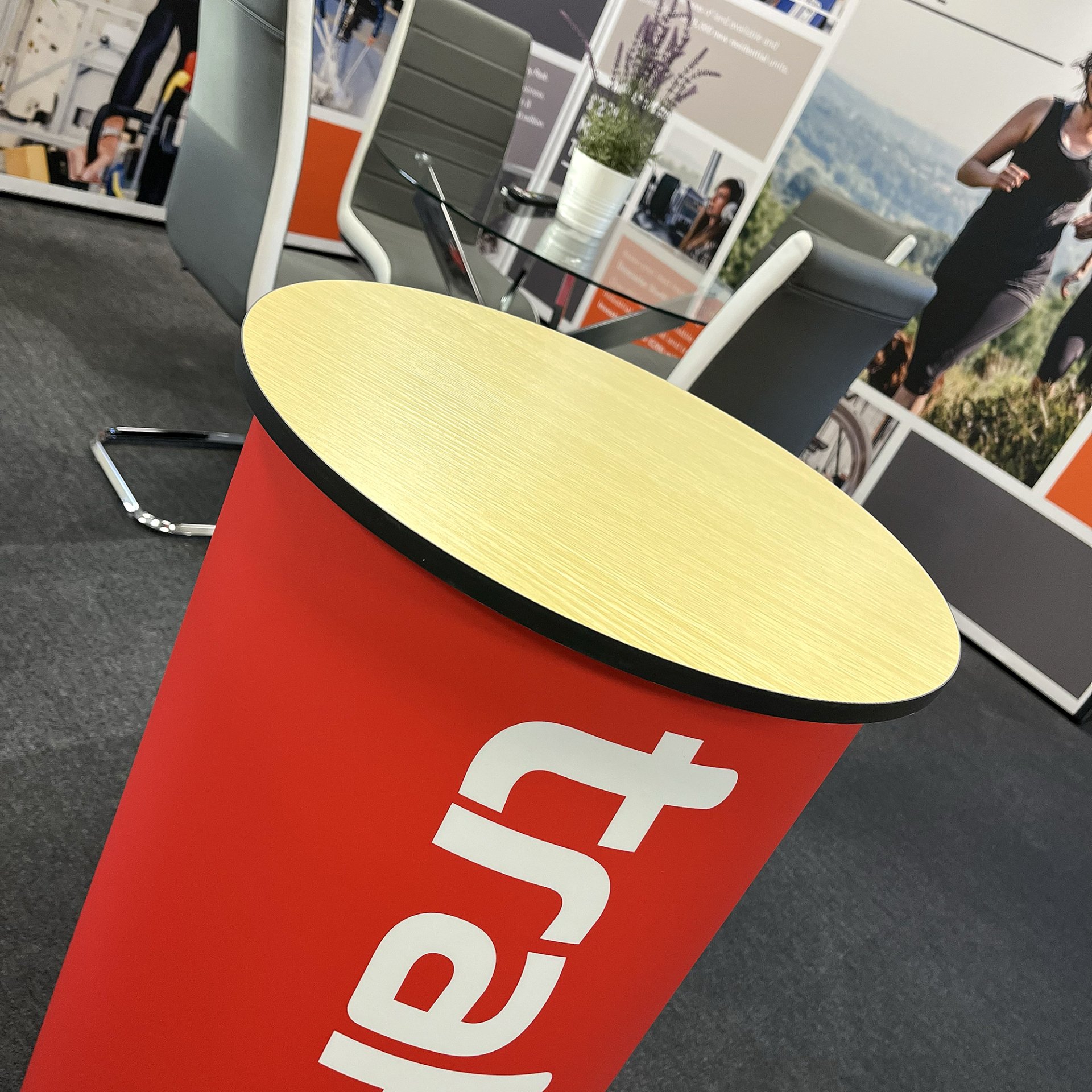 Basic Round Plinths - With Reversible Counter Tops