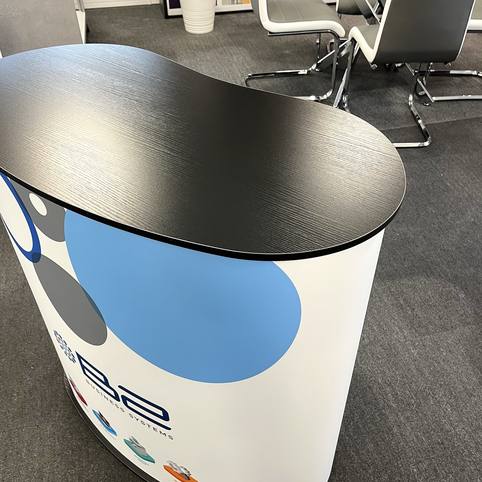 Basic Curved Plinths - With Reversible Counter Tops