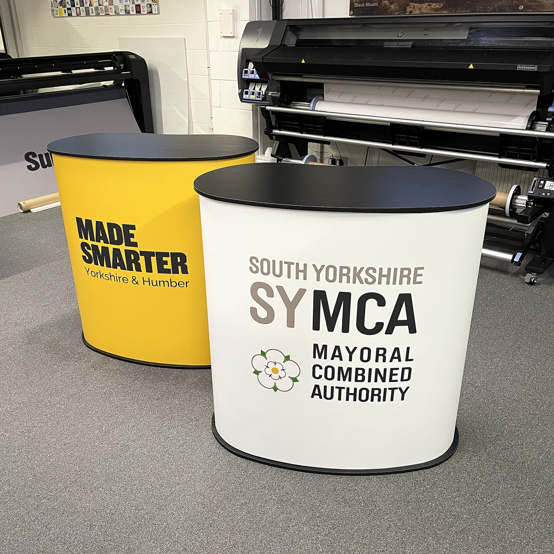 Basic Curved Plinths - With Reversible Counter Tops