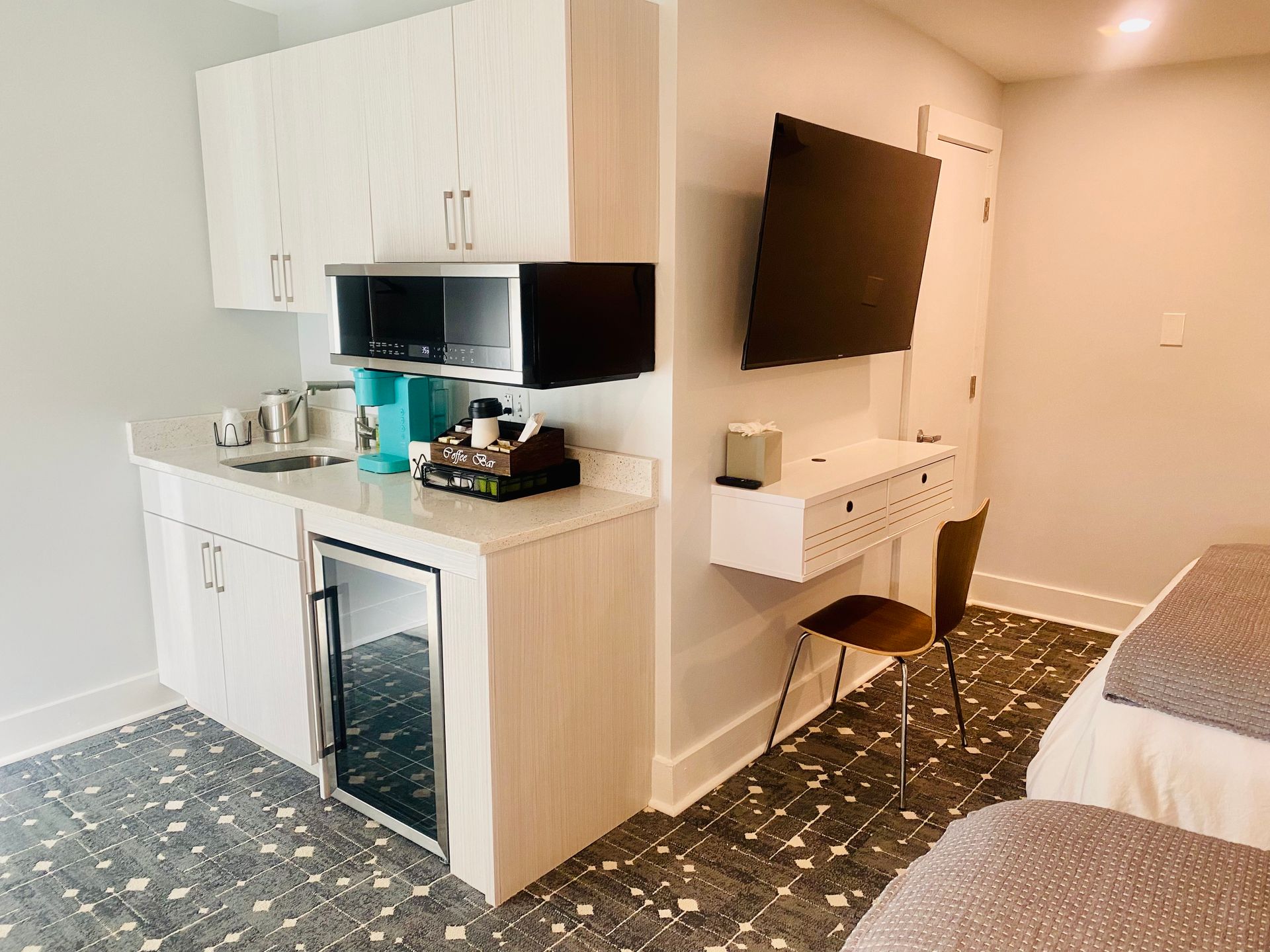 Take a Visual Tour of the Inn | New South Motor Inn