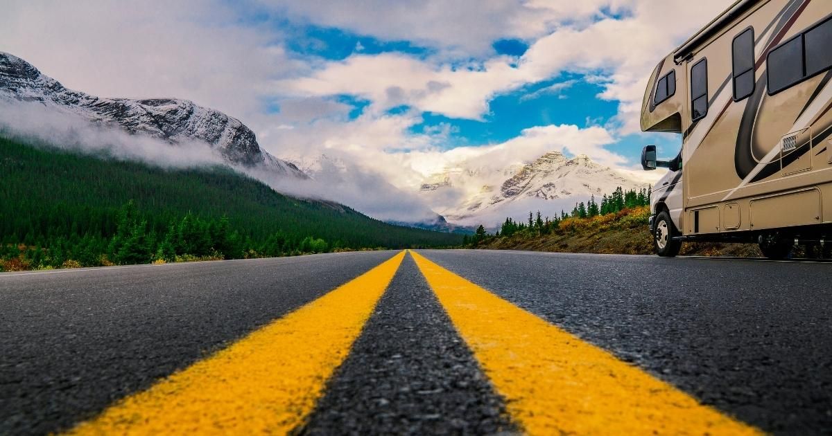 Travel The Best RV Road Trip Routes Across the U.S.