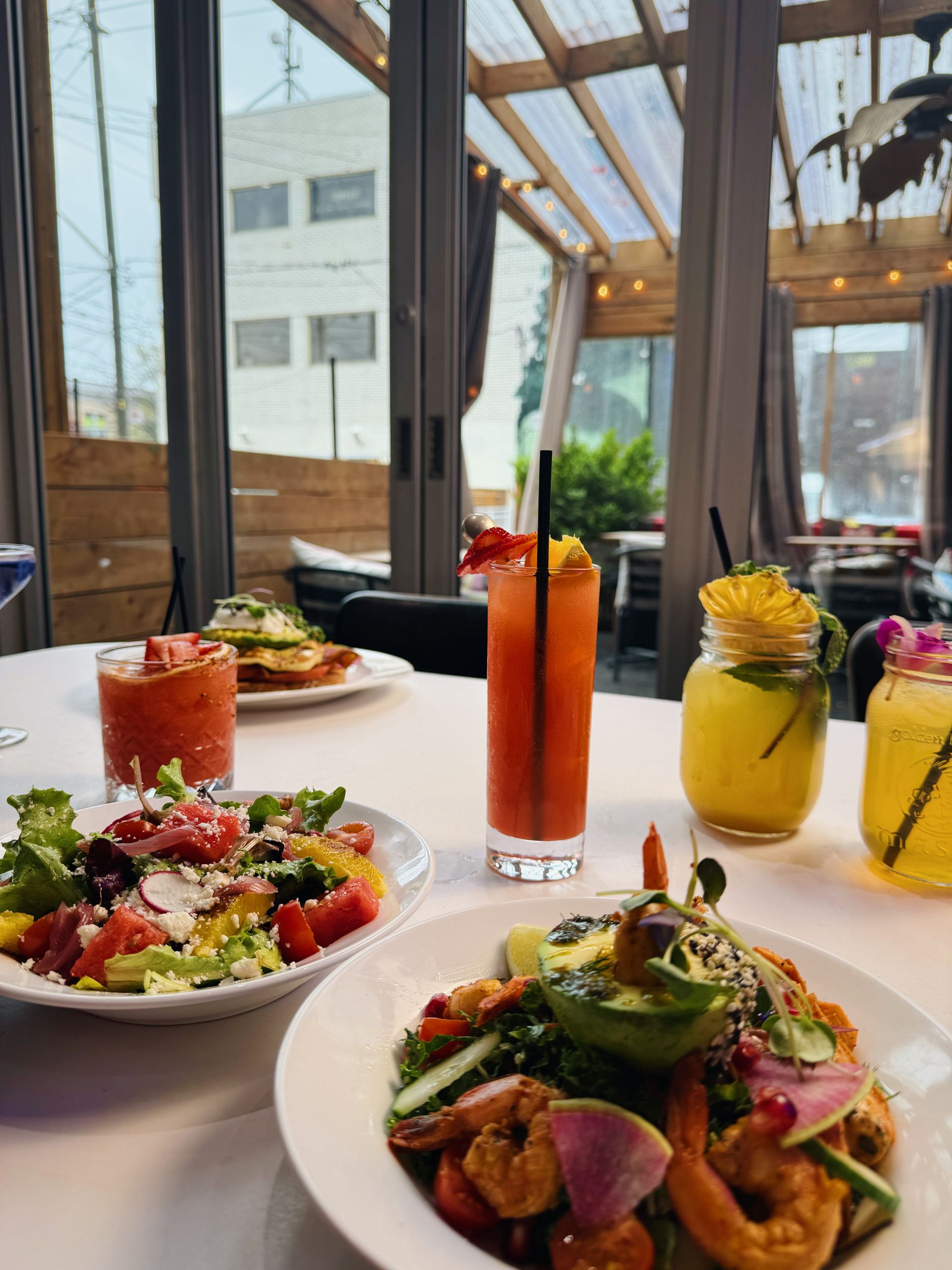 Toronto Restaurant & Patio - Old School YYZ