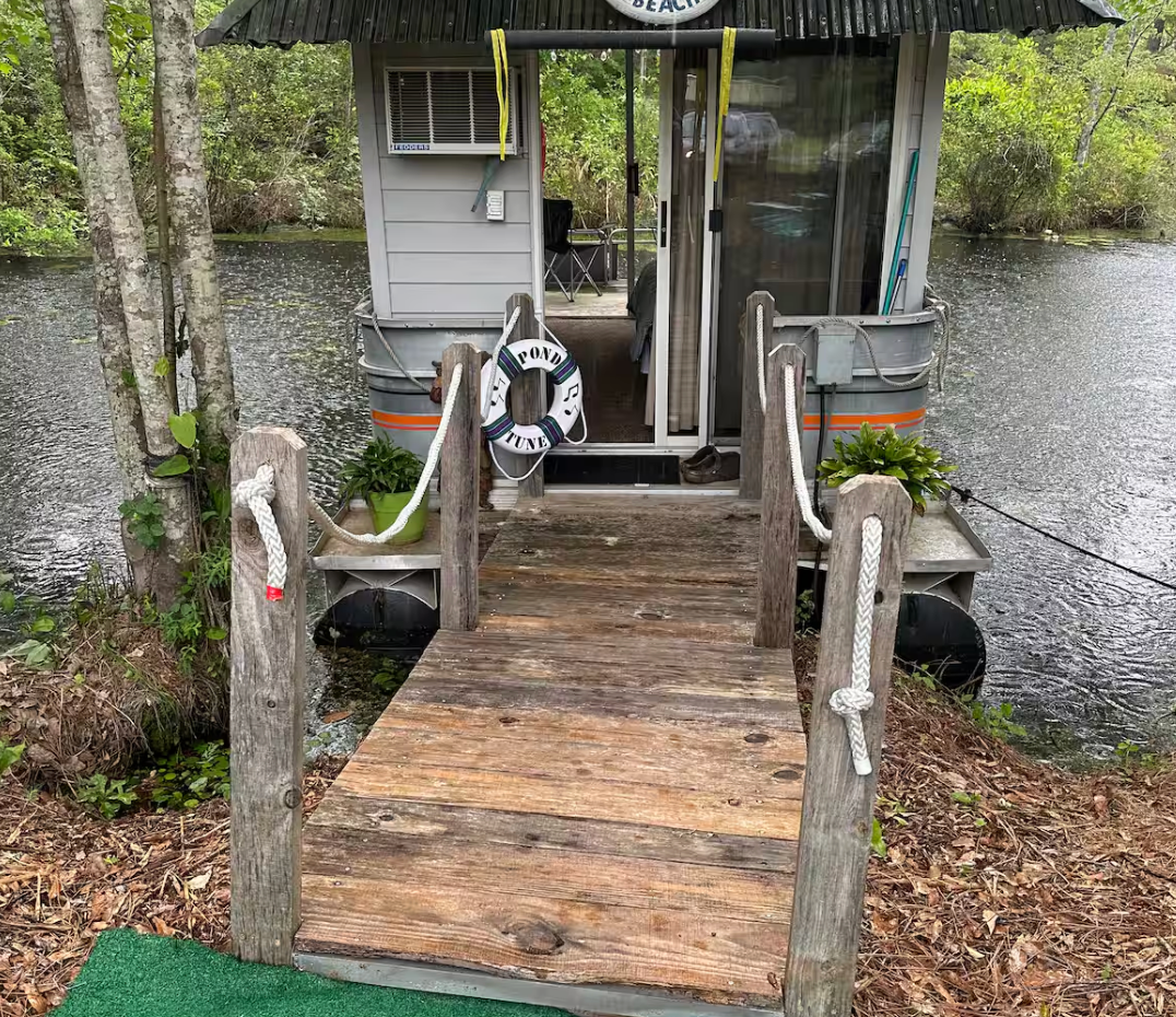 Rustic Accommodations | Stagger Lee Music & RV Park