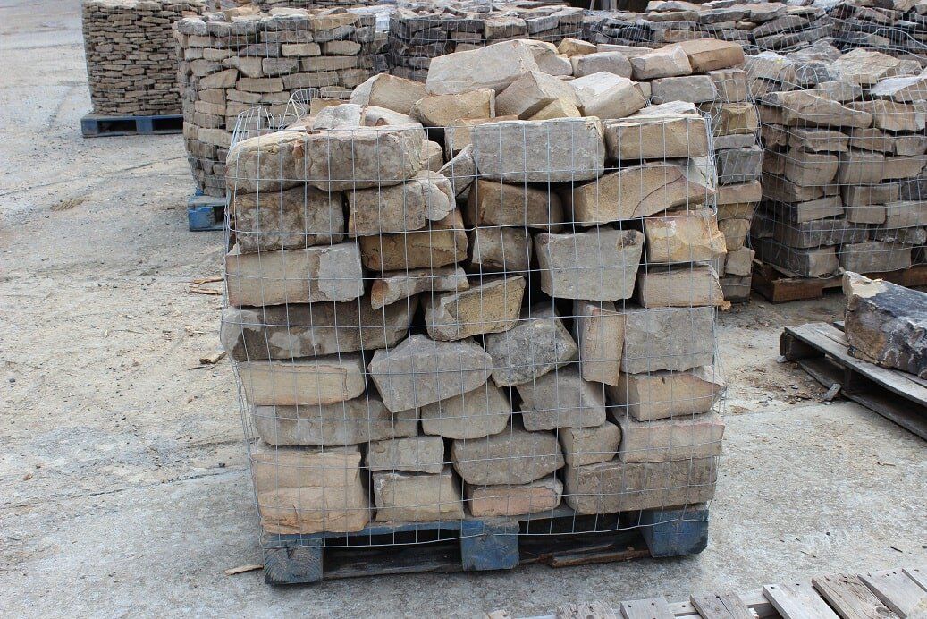 Landscape Stone - Johnson City, TN - Down To Earth Material Yard