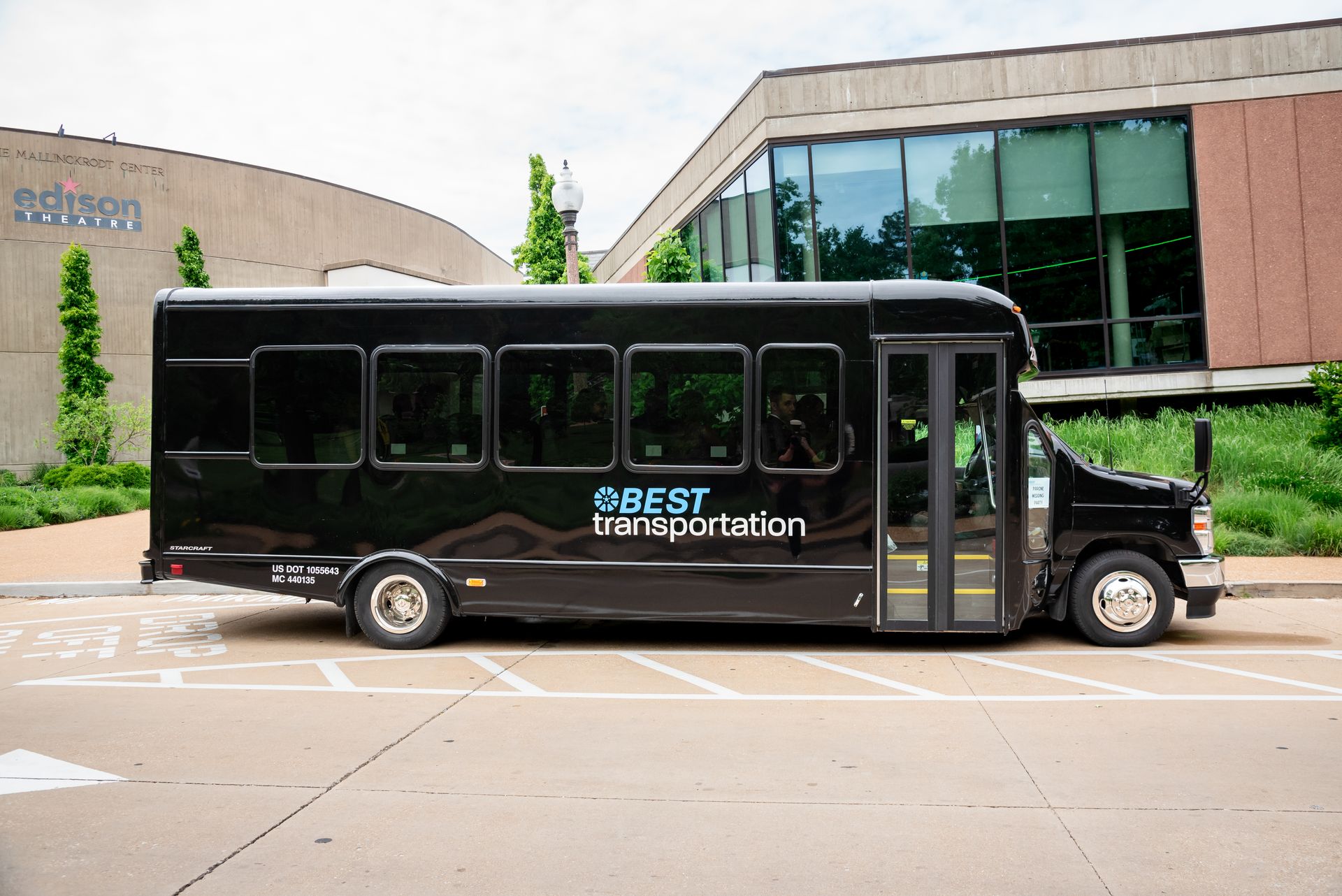Best Transportation | Mini Coaches | Chauffeur Service