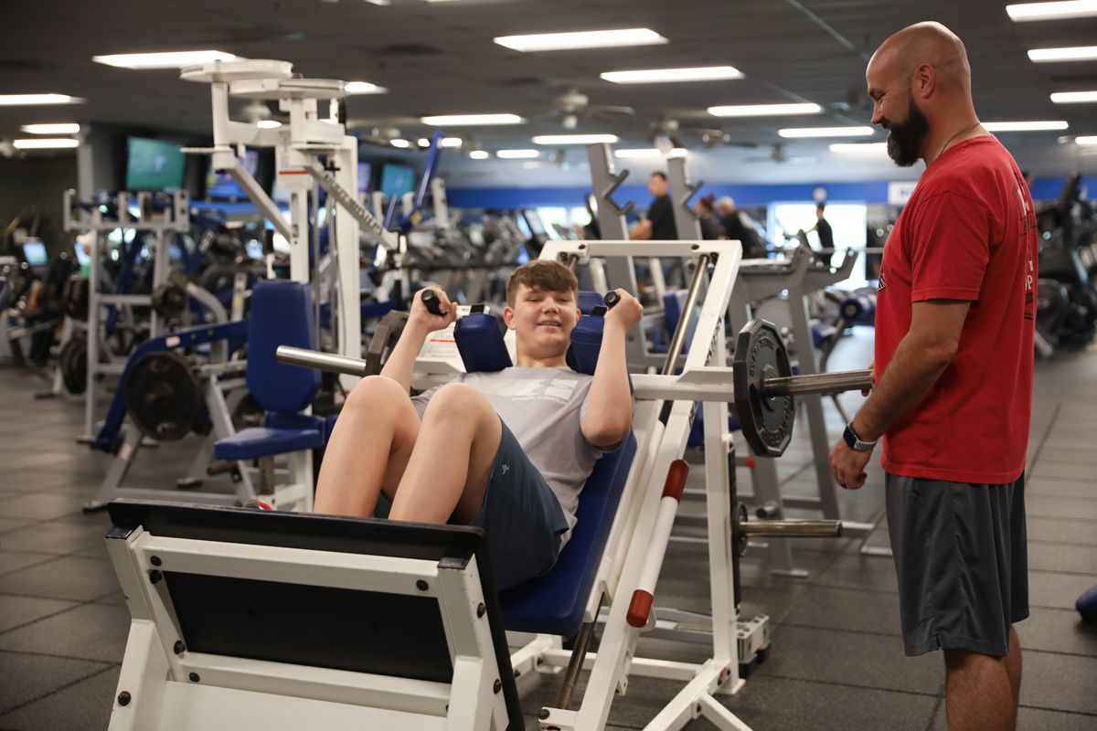 Royal Fitness Amenities | Barrington Gym