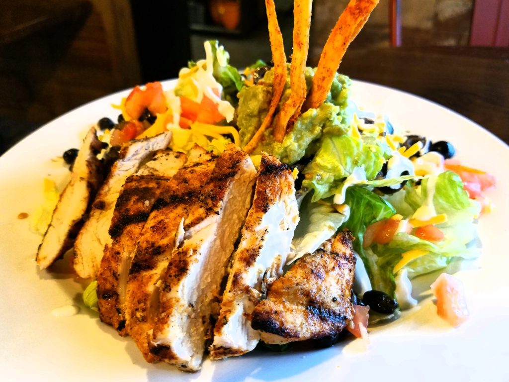 6th Street Restaurant | Bar & Grill | Local Food