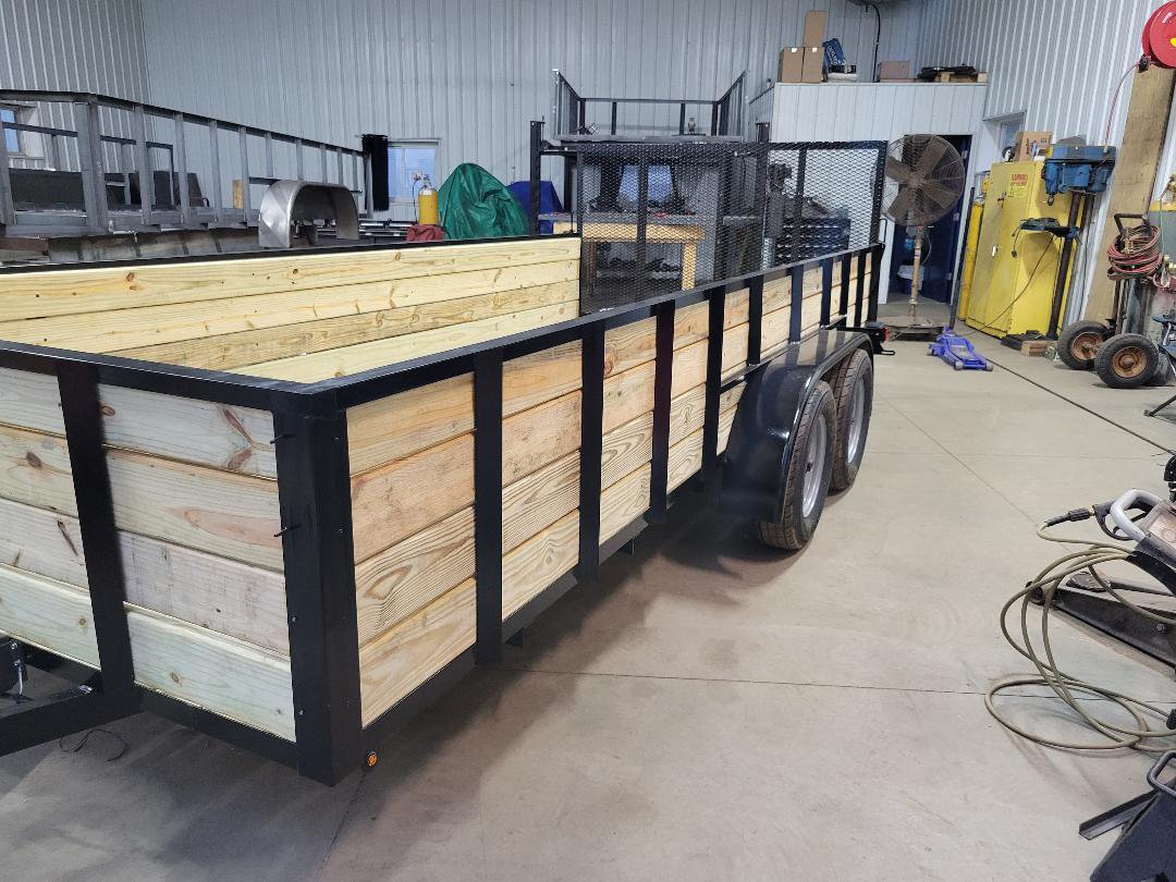 Custom Fab Trailers | Holland, OH | Barnaby’s Equipment