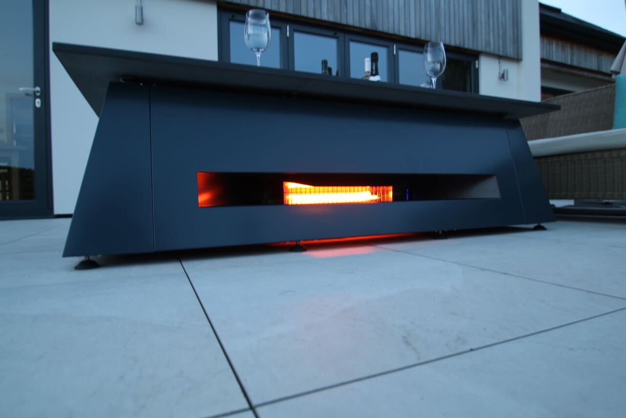 Uni-qa's Diablo Heated Table | The Ultimate Outdoor Heating Solution