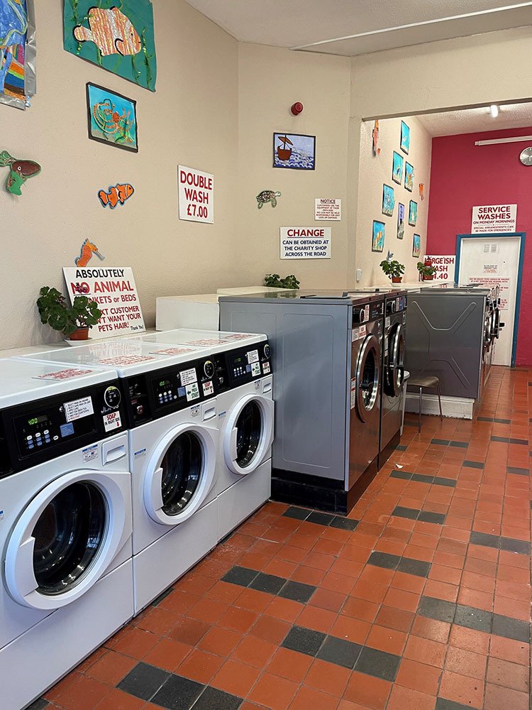Littleham Cross Launderette - Exmouth, ENG- Home