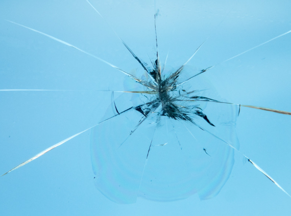 The Different Types of Windshield Cracks and Chips