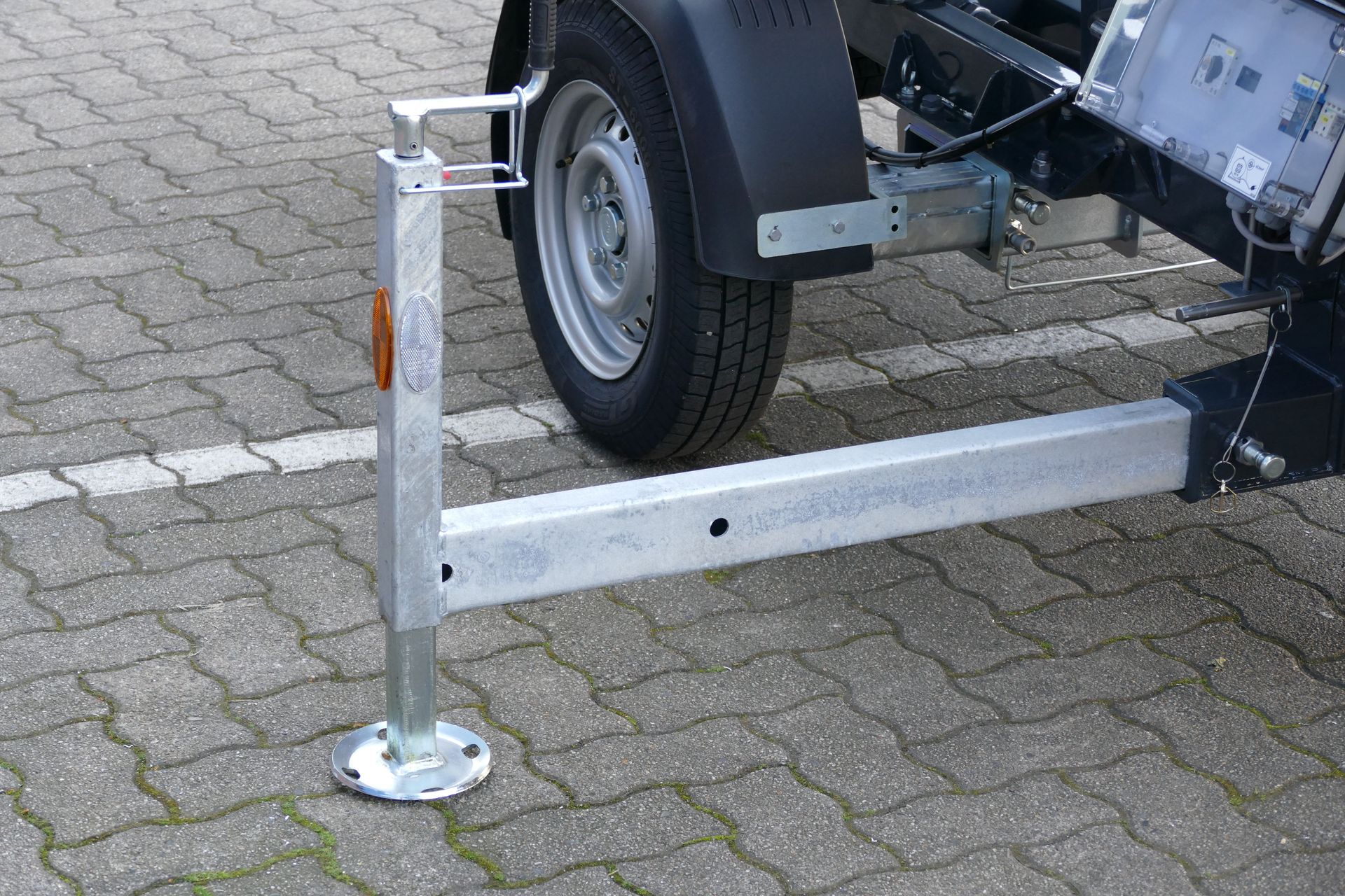 Böcker Inclined Hoists | Efficient Material Lifting Solutions ...