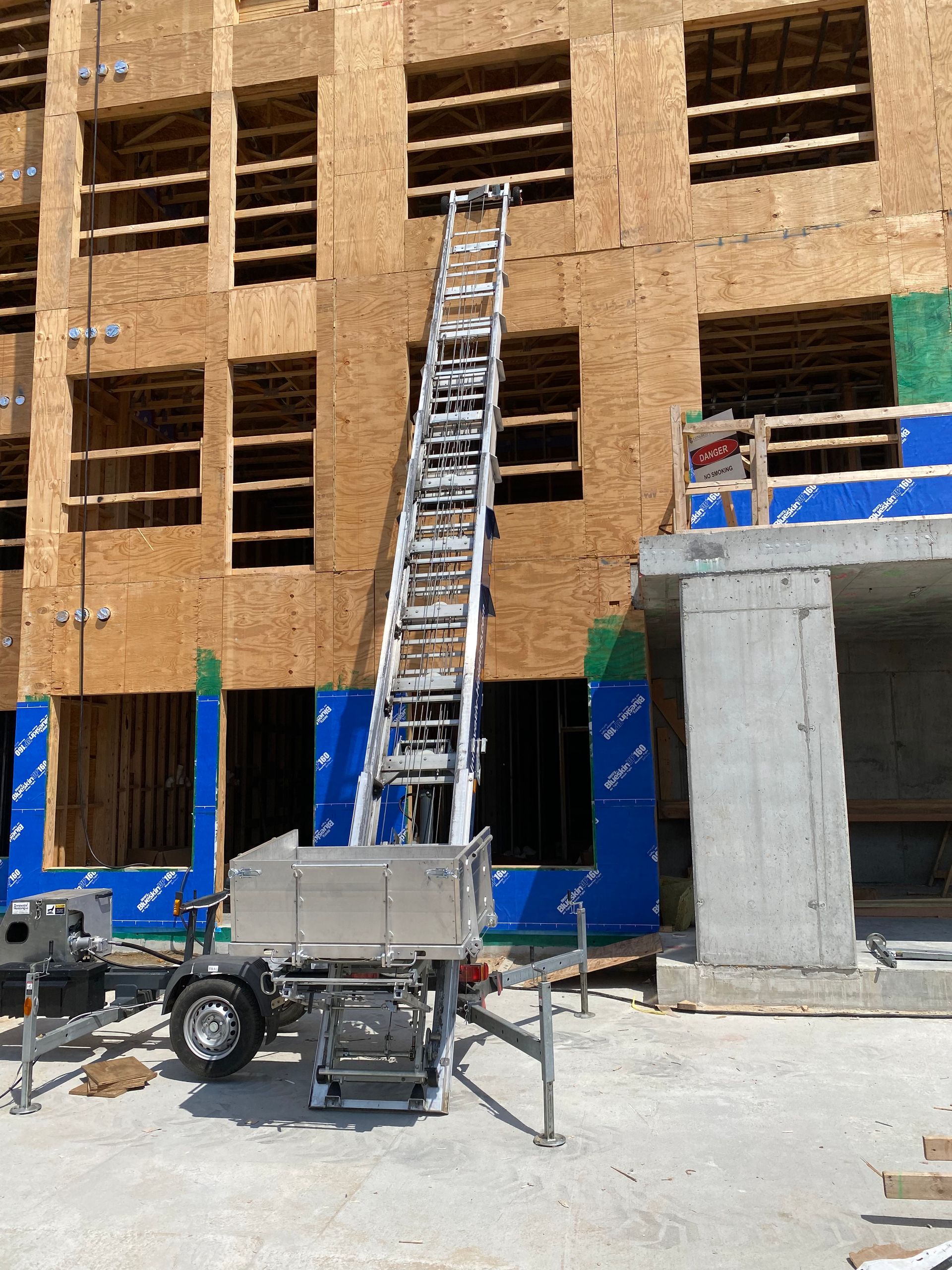 Böcker Inclined Hoists | Efficient Material Lifting Solutions ...