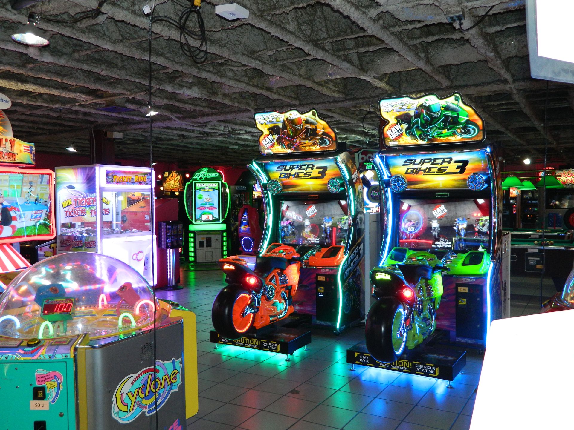 Arcade Games & Entertainment | Pinball Pete's | Ann Arbor & East ...