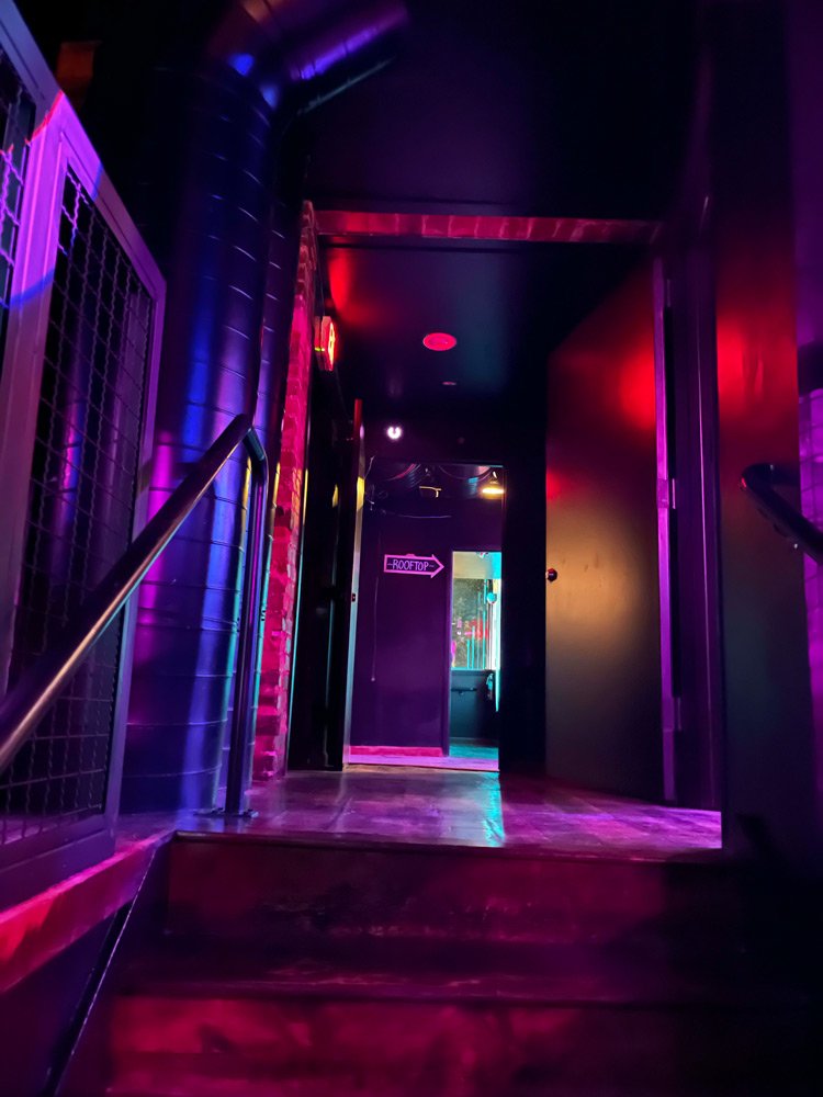 Focus-Enjoy a rooftop bar & two floors of spacious indoor lounge areas