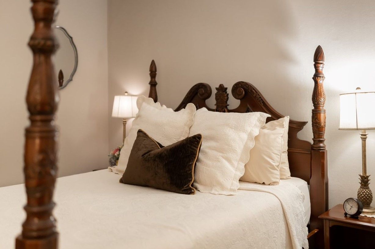 Westbrook Inn Bed and Breakfast - Our Rooms