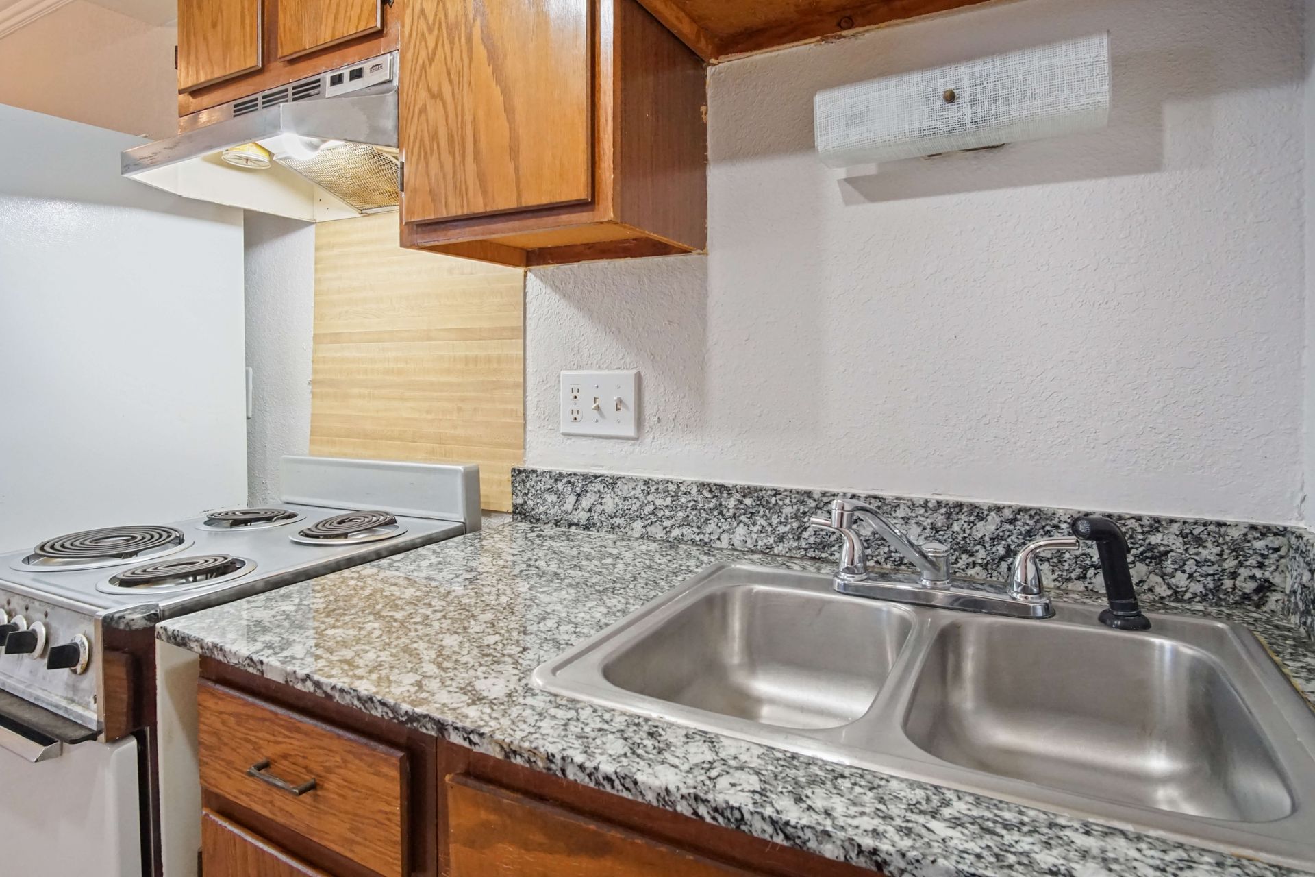 Meridian Place Apartments