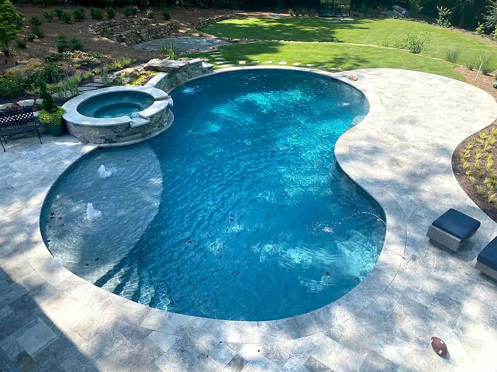 Neway Pools | Custom Pool Builder & Swimming Pool Contractor