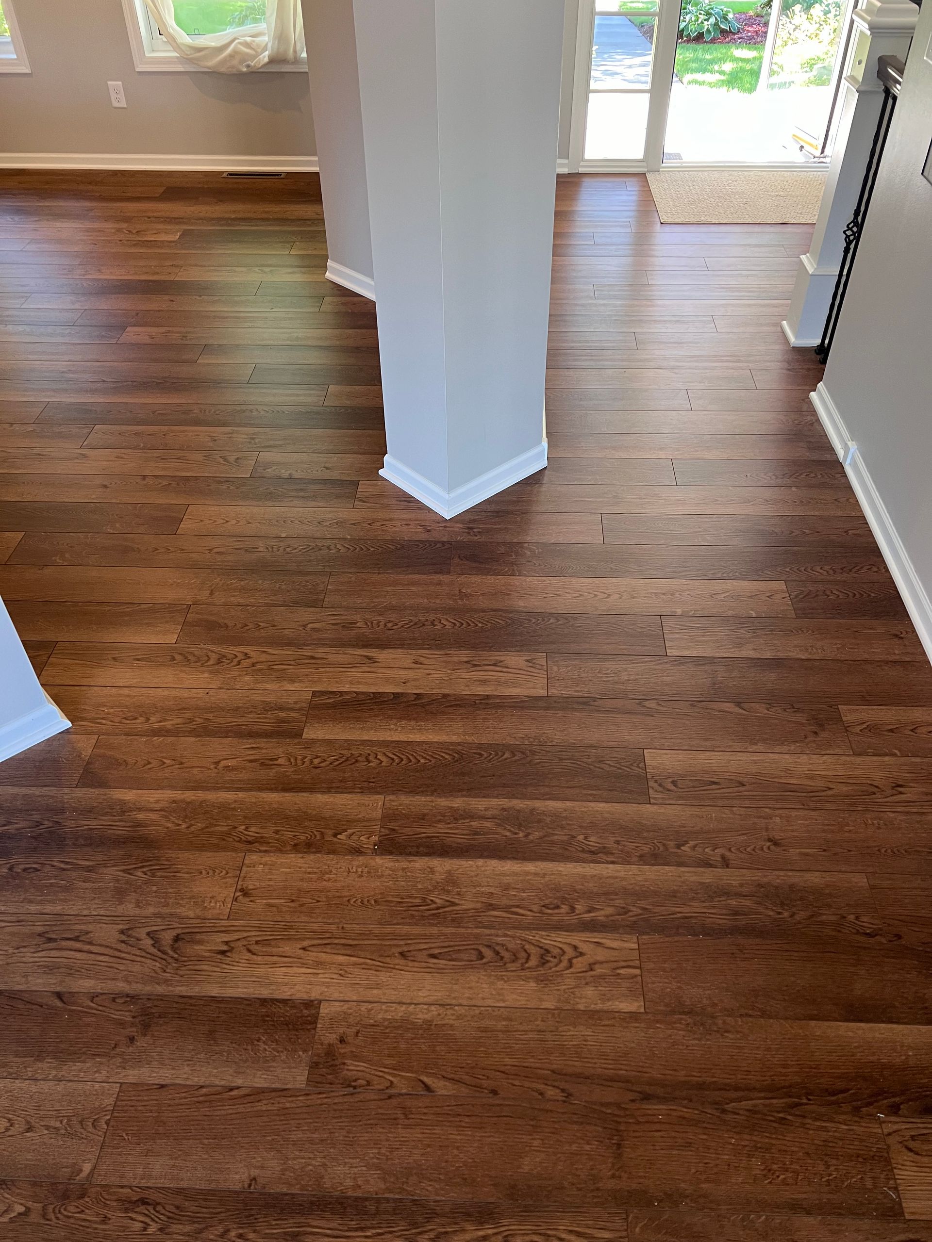 differences between solid and engineered hardwood flooring?