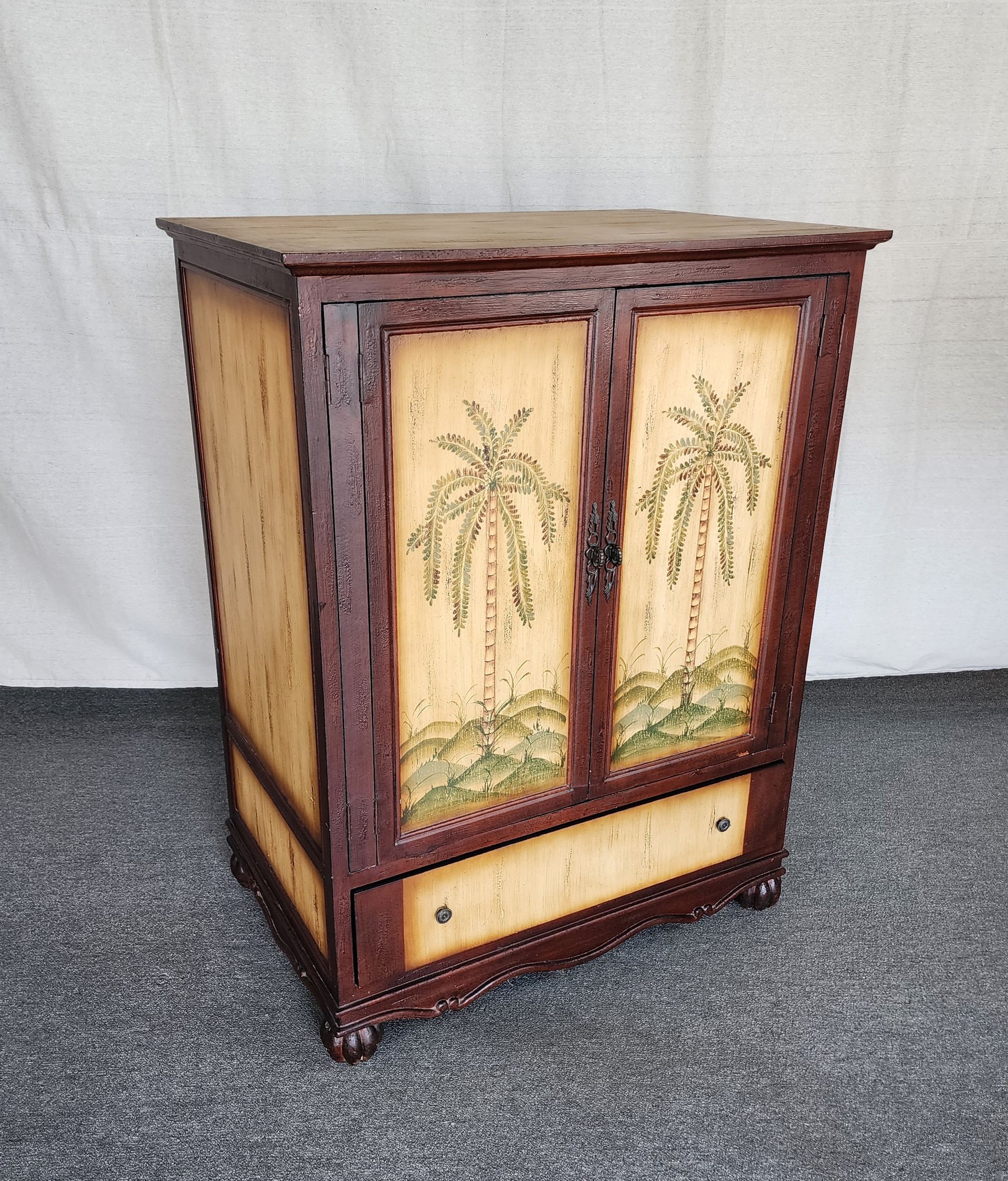 Entertainment Furniture/Consoles in Fort Myers FL 33912